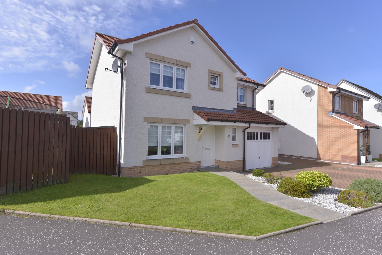 4 bedroom detached house for sale in Shankly Drive, Wishaw, ML2 9QP
