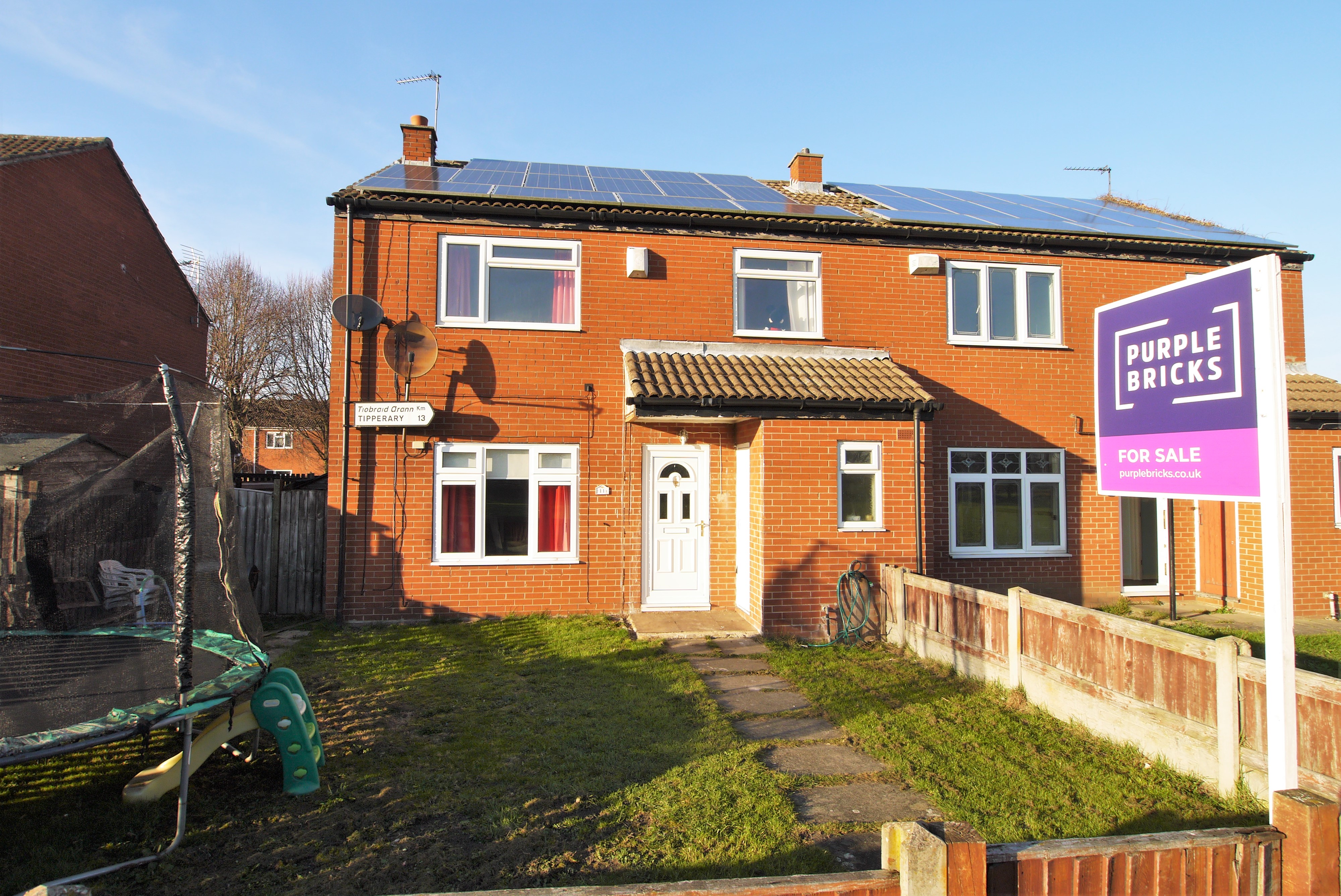 4 bedroom semi-detached house for sale in Meadow View, Askern ...