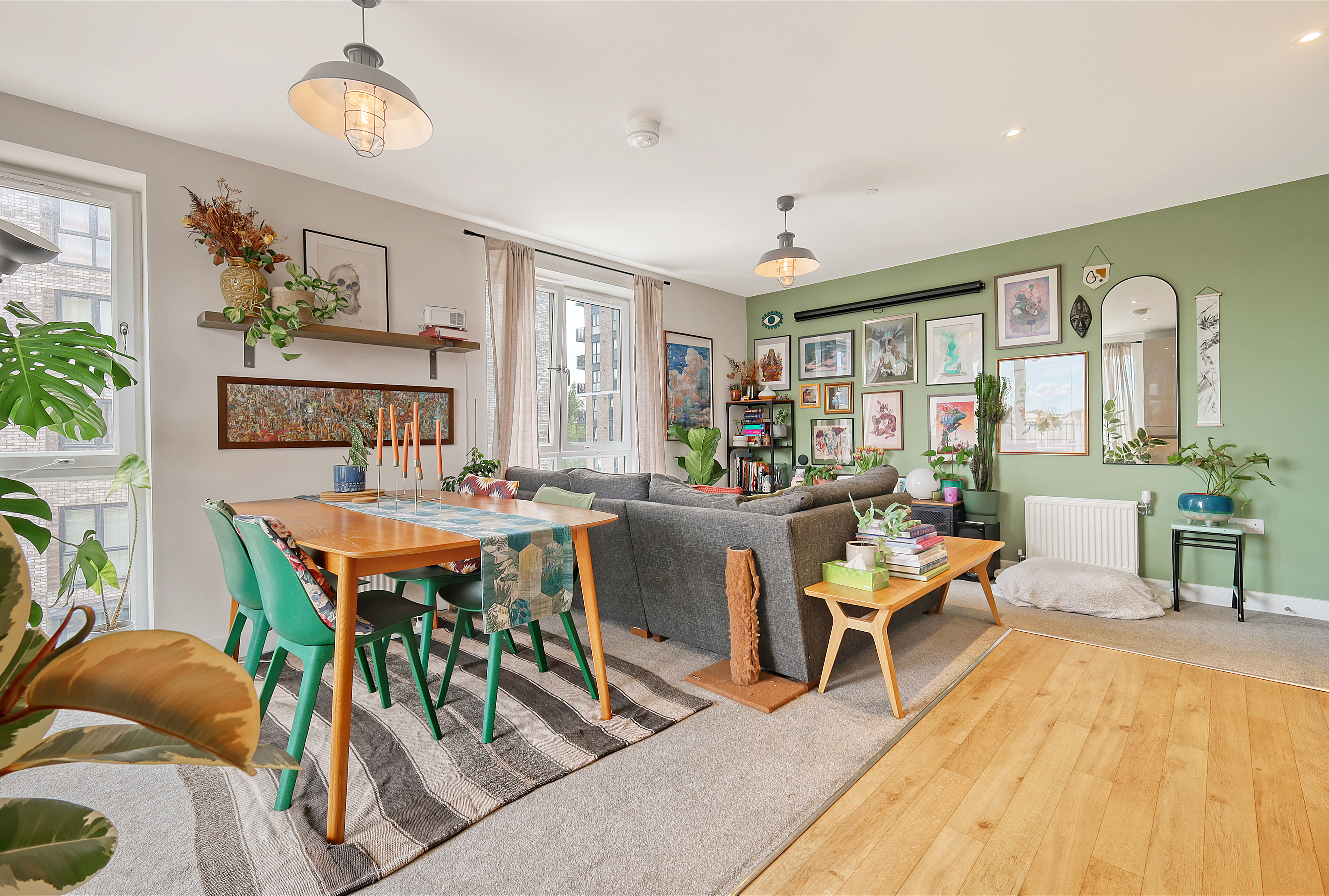 2 bedroom flat for sale in 204 Wharf Road, Chelmsford, CM2 6ZR