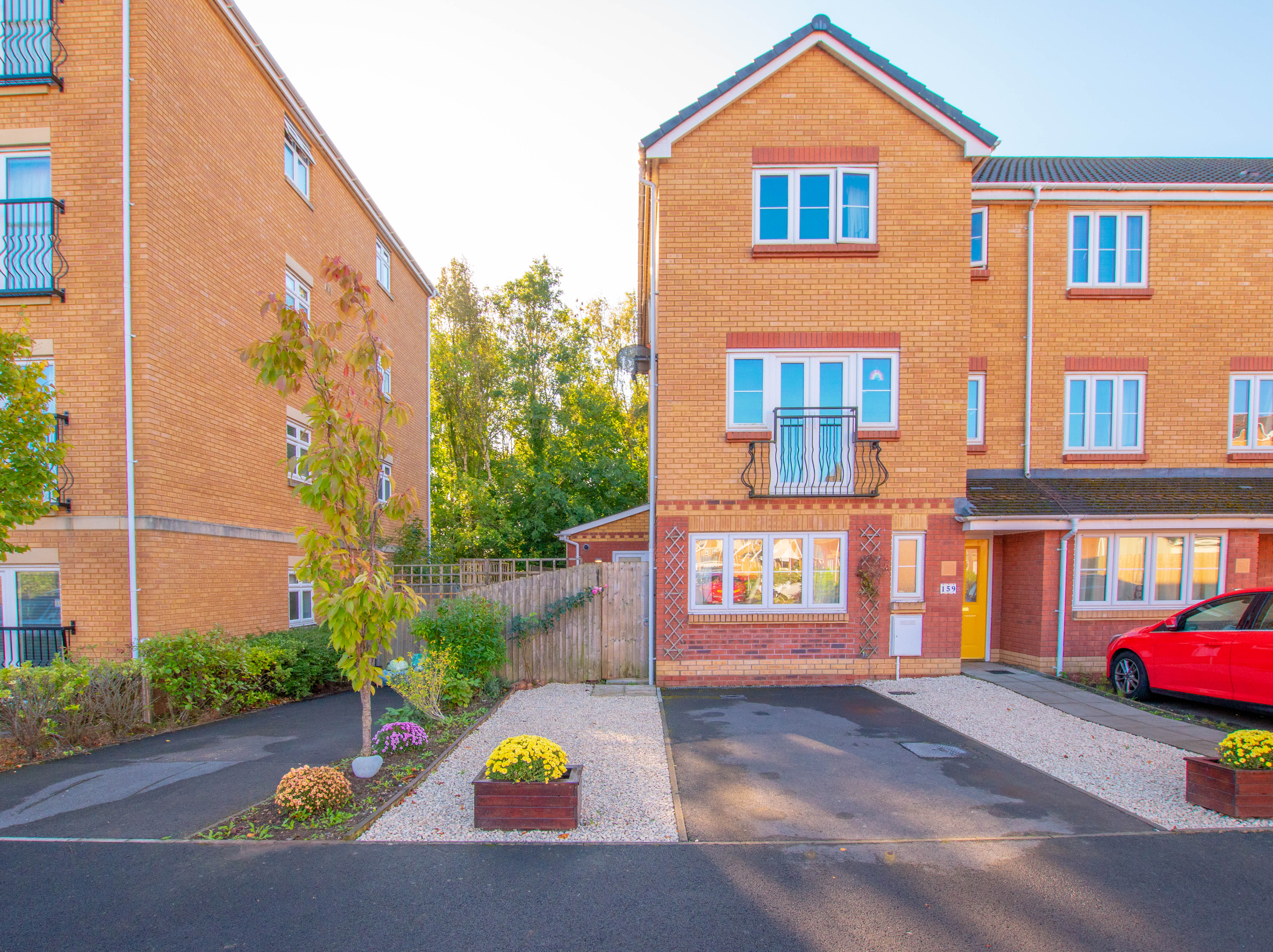 5 bedroom semi-detached house for sale in Wyncliffe Gardens, Cardiff ...