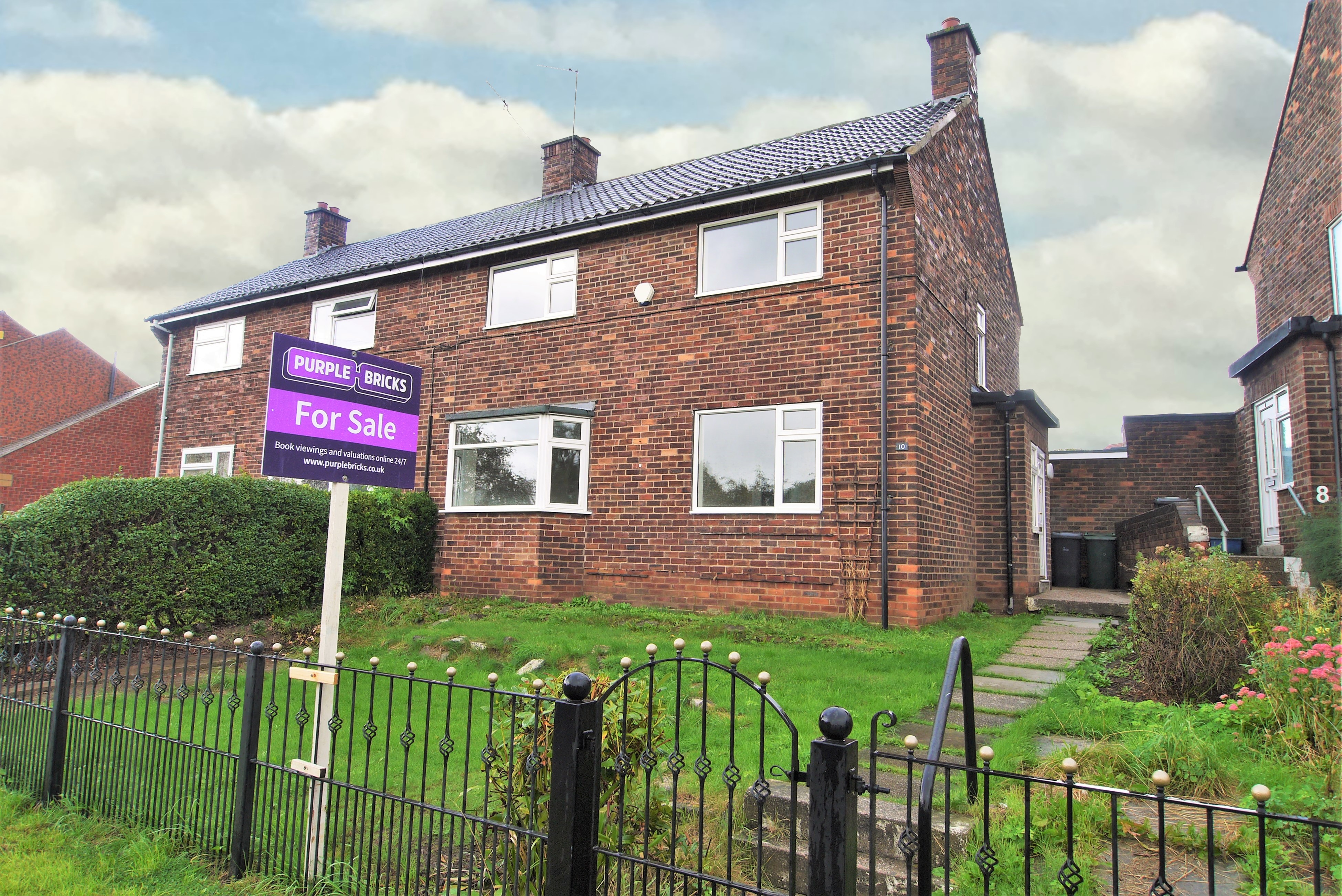 4 bedroom semi-detached house for sale in Flatts Lane, Treeton ...