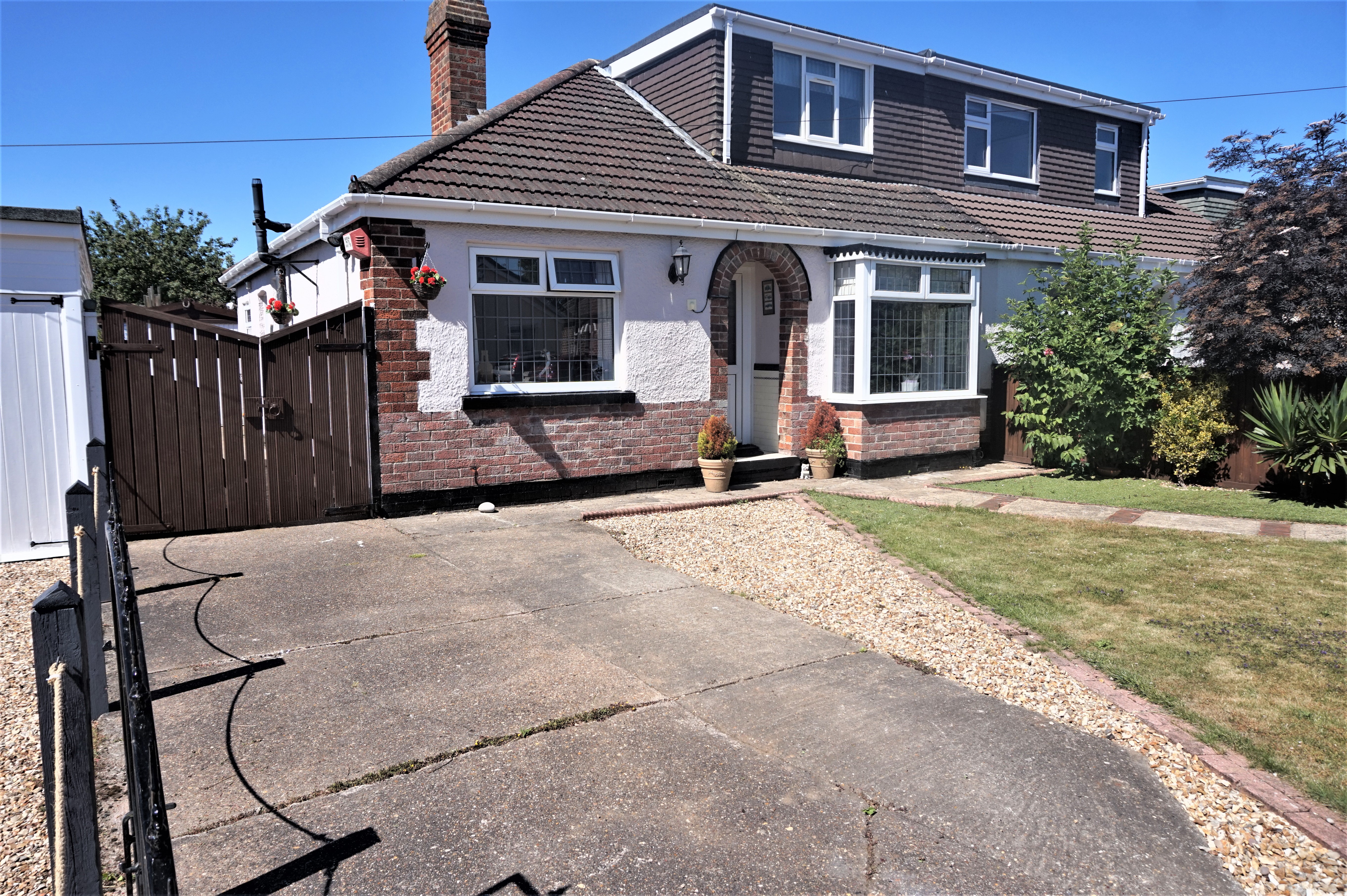 3 bedroom semi-detached bungalow for sale in Eastfield Avenue, Scartho ...