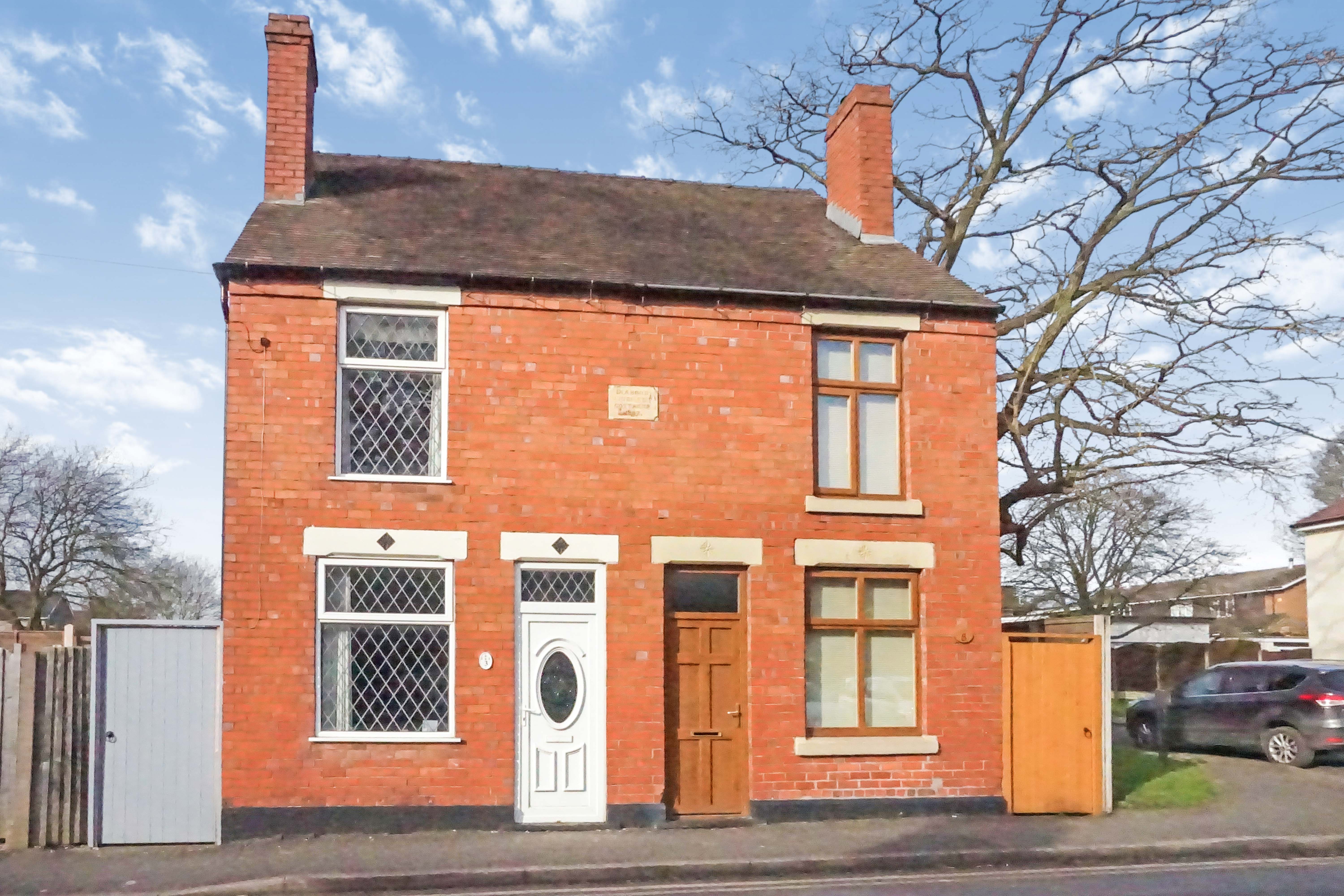 3 bedroom semi-detached house for sale in Bank Street, Heath Hayes ...