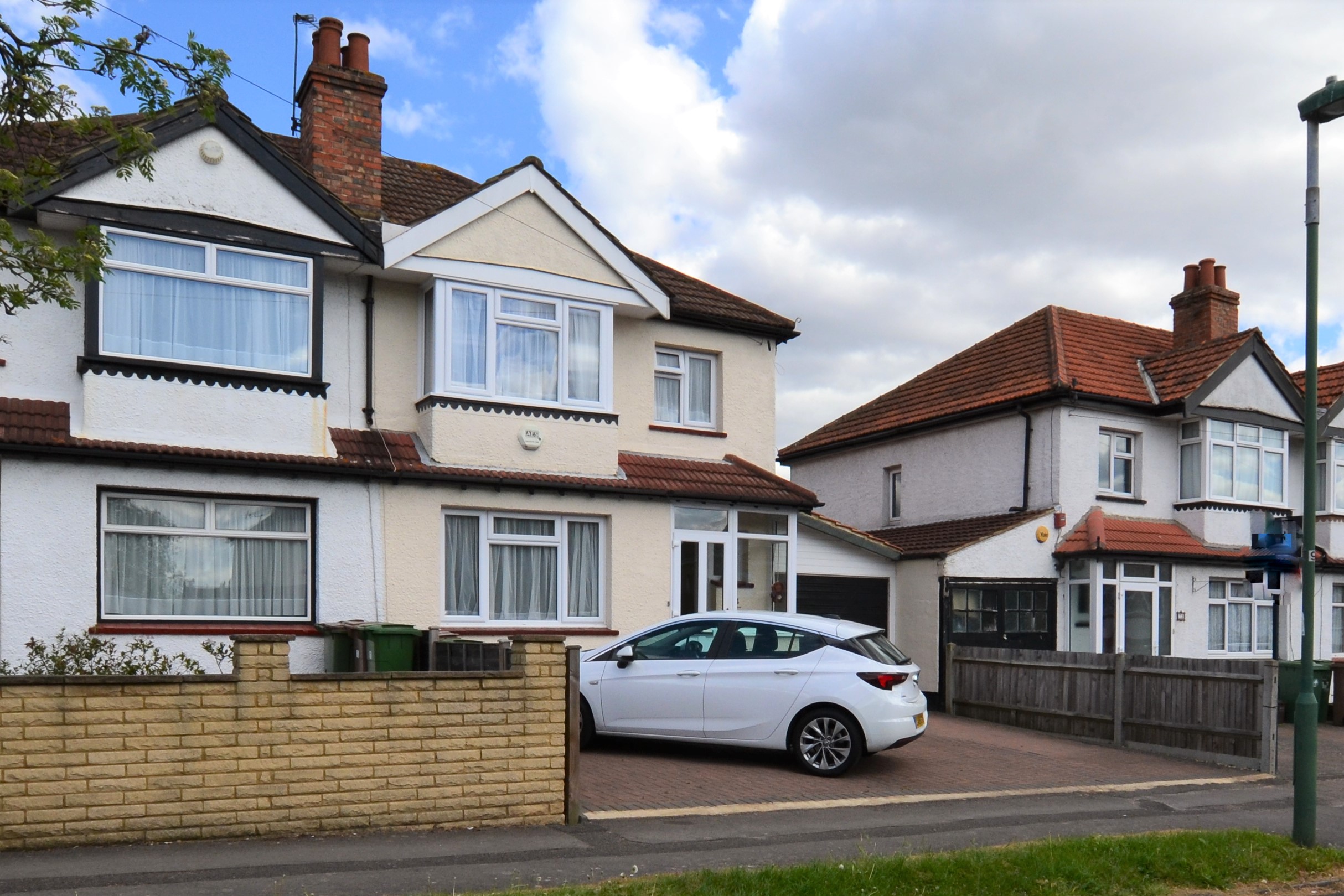 3 bedroom semi-detached house for sale in Surrey Grove, Sutton, SM1 3PN