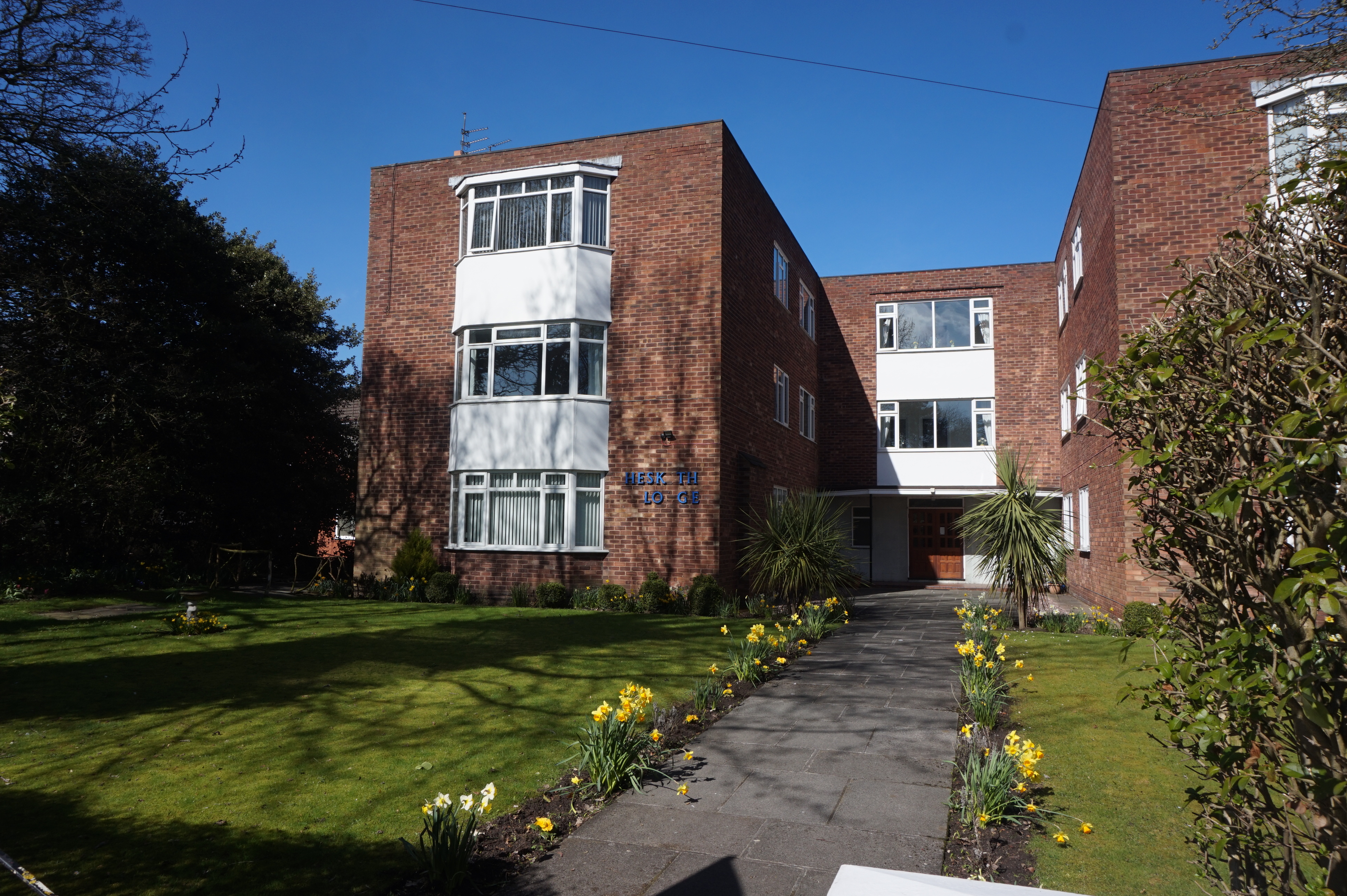 2 bedroom flat for sale in 5 Brows Lane, Formby, L37 3HY