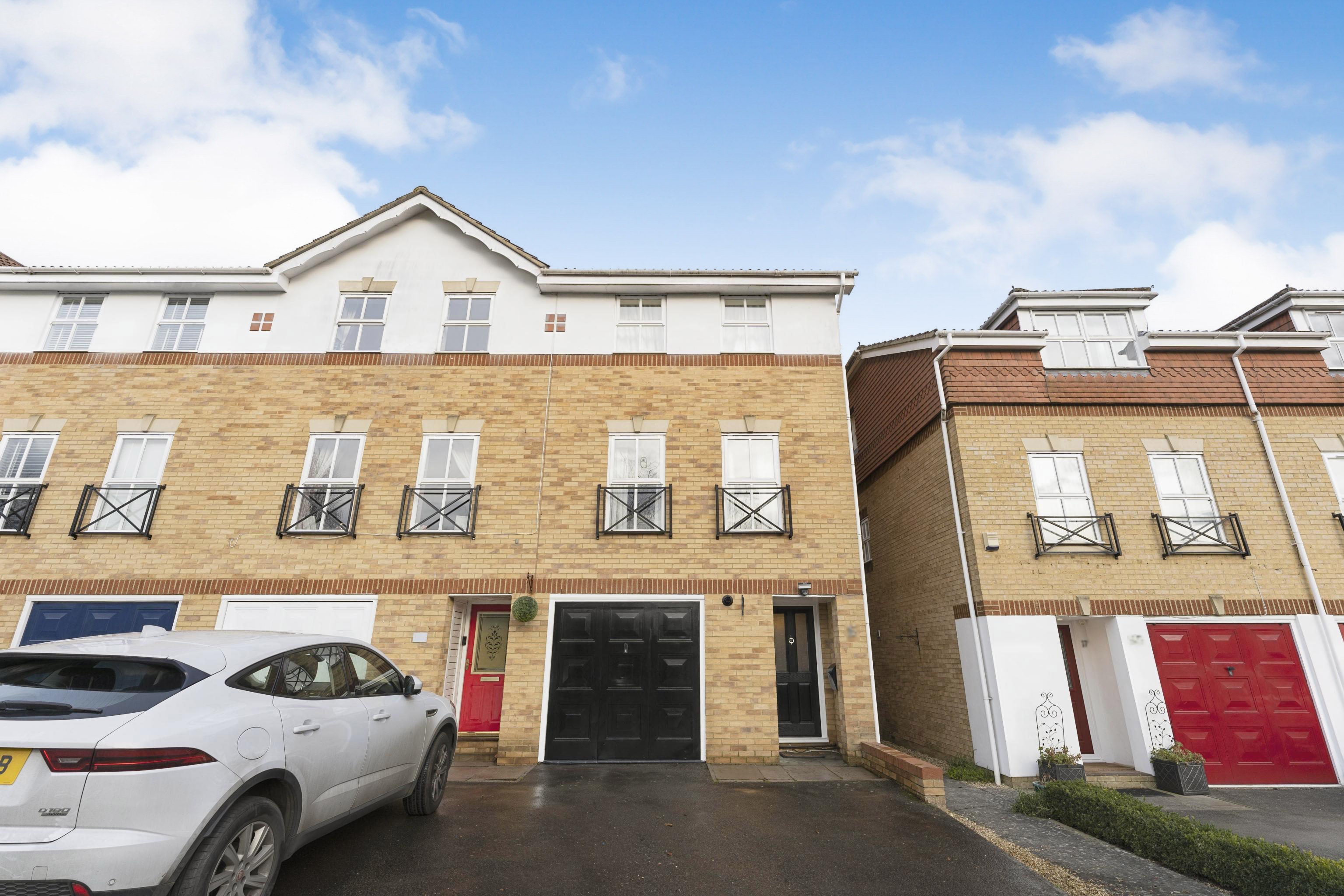 4 bedroom terraced house for sale in Clarendon Gate, Chertsey, KT16 0GA