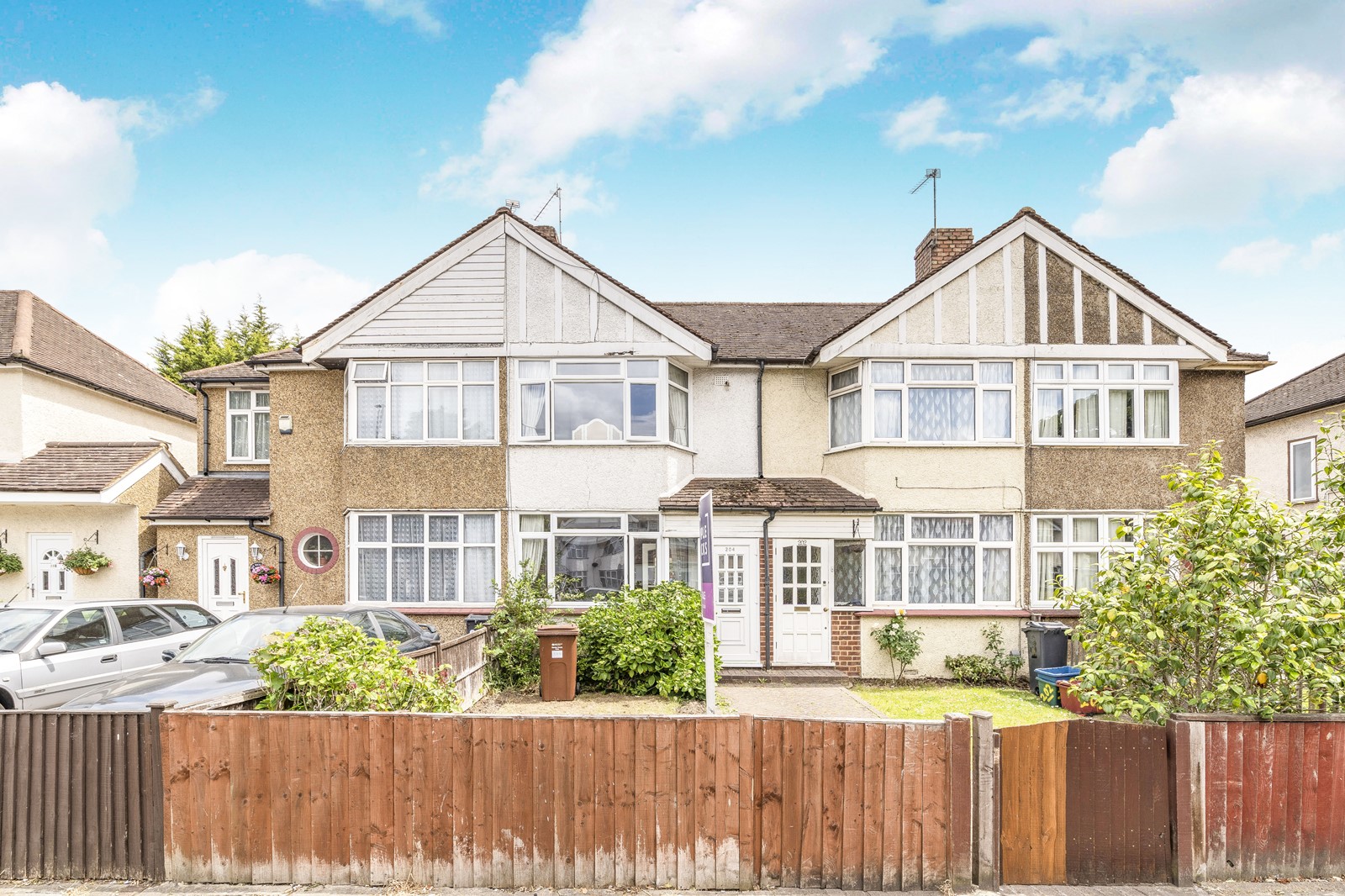 2 bedroom terraced house for sale in Hounslow Road, Feltham, TW13 5JP