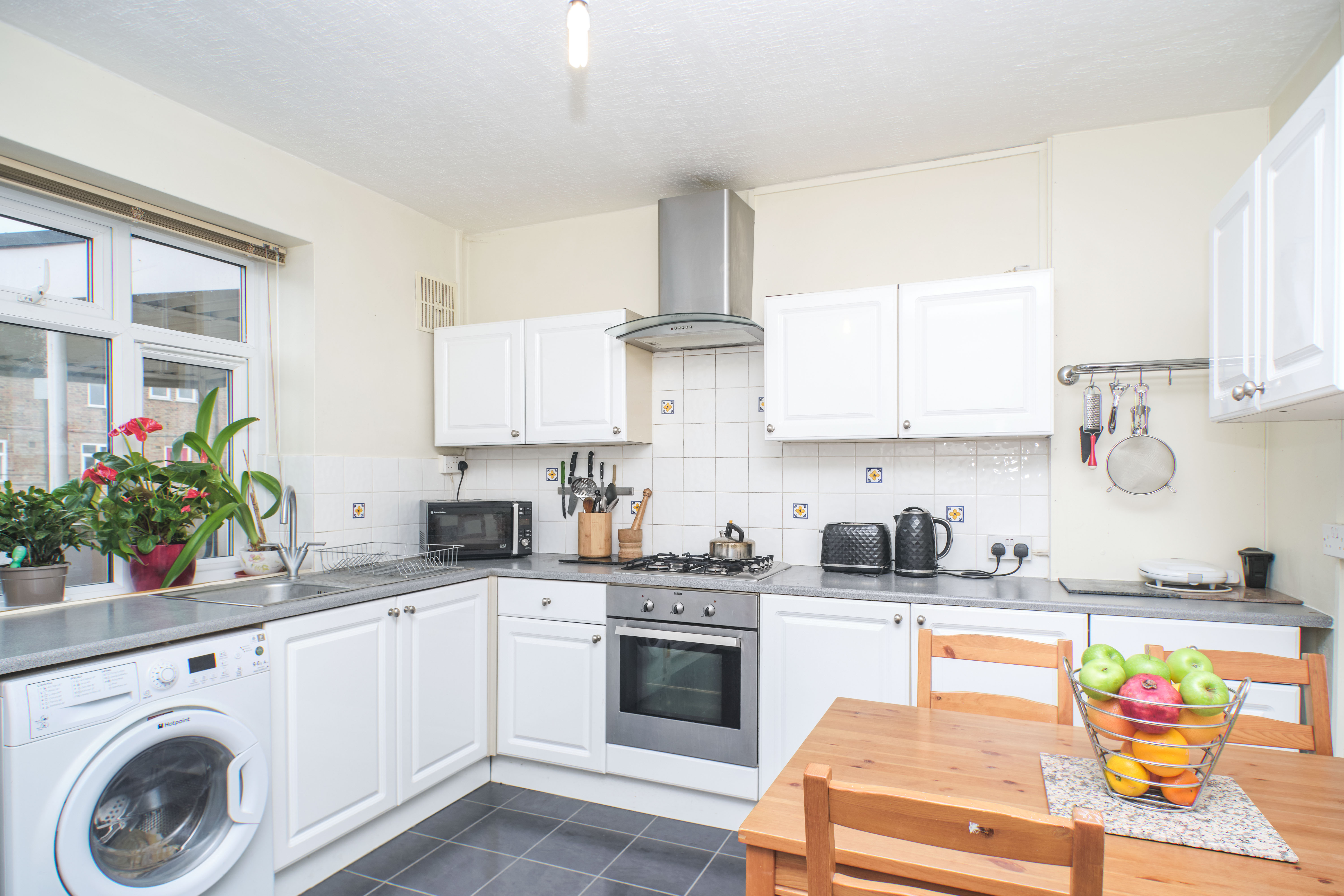 3 bedroom maisonette for sale in Frensham Drive, Putney, SW15 3ED