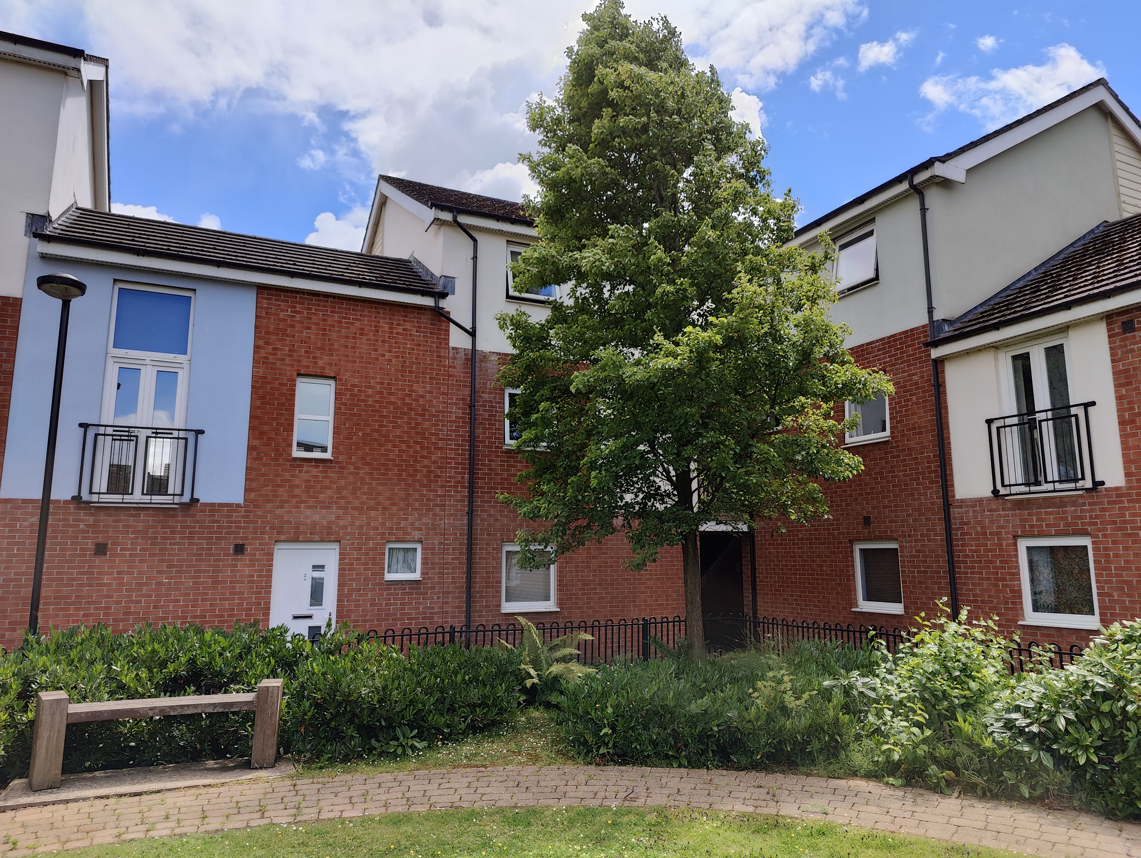 2 bedroom maisonette for sale in Ariel Close, Newport, NP20 2FN