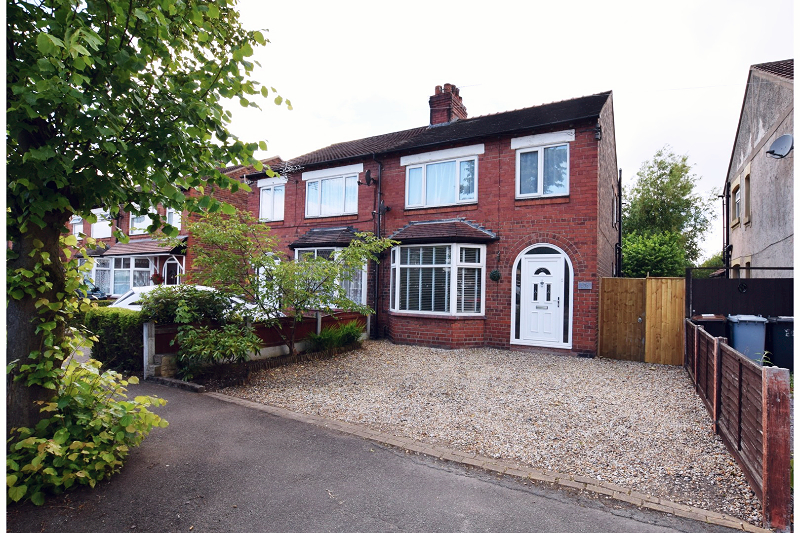 3 bedroom semi-detached house for sale in Middlewich Street, Crewe, CW1 4DH