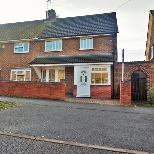 2 bedroom semi-detached house for sale in Primley Avenue, Walsall, WS2 9UW