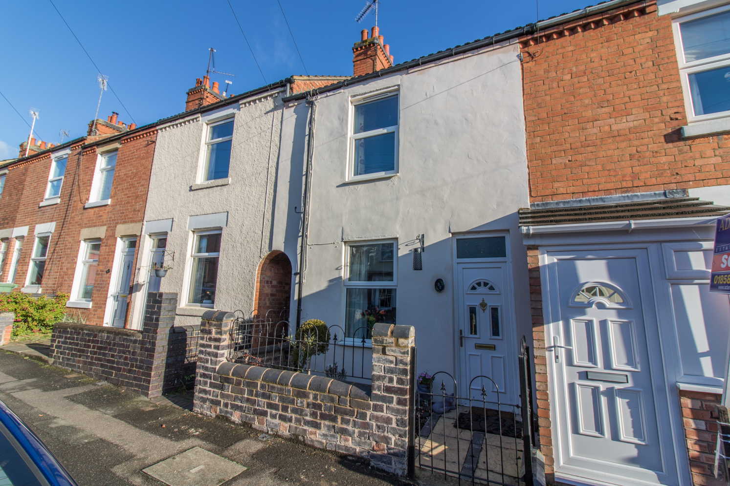 3 bedroom terraced house for sale in Heygate Street, Market Harborough ...