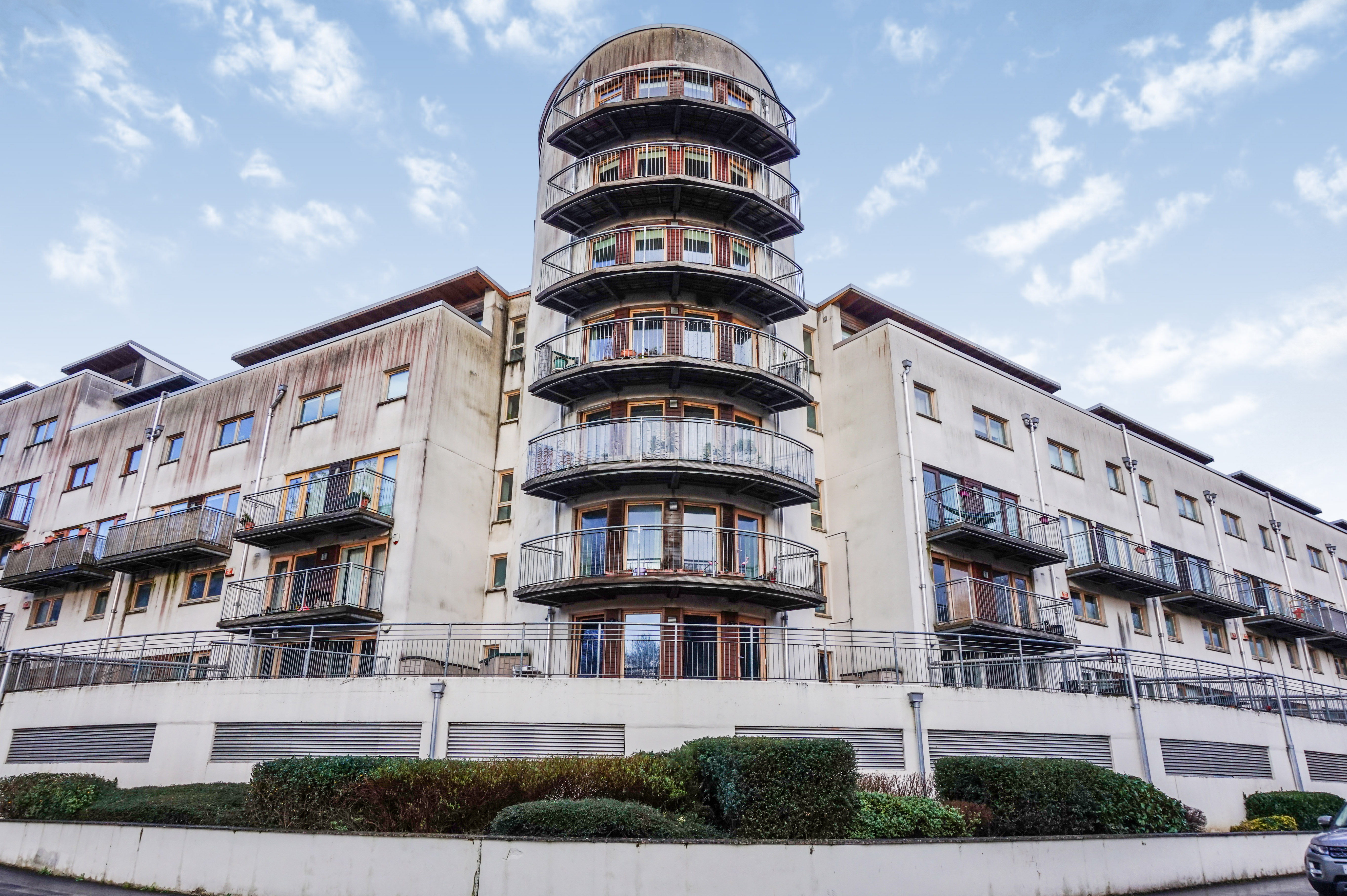2 bedroom ground floor flat for sale in 33 Lochburn Gate, Glasgow, G20 0SN