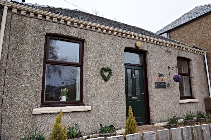 2 bedroom terraced bungalow for sale in Wellgate, Lanark, ML11 9DT