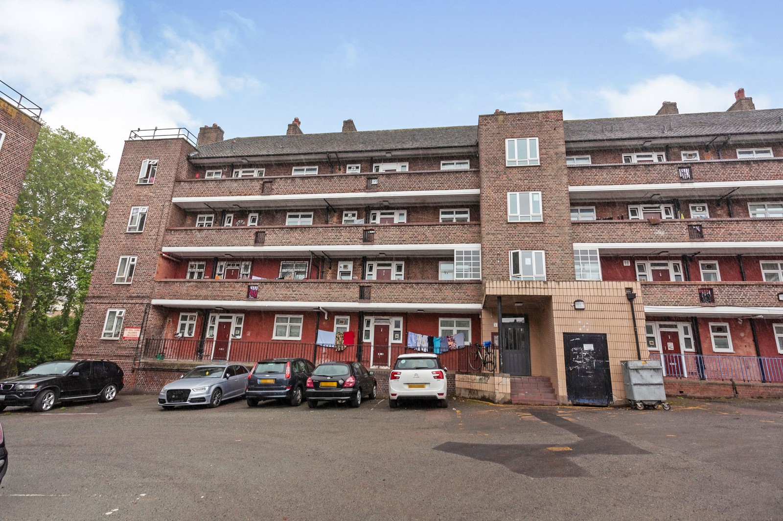 4 bedroom flat for sale in Tulse Hill, Tulse Hill, SW2 2EN