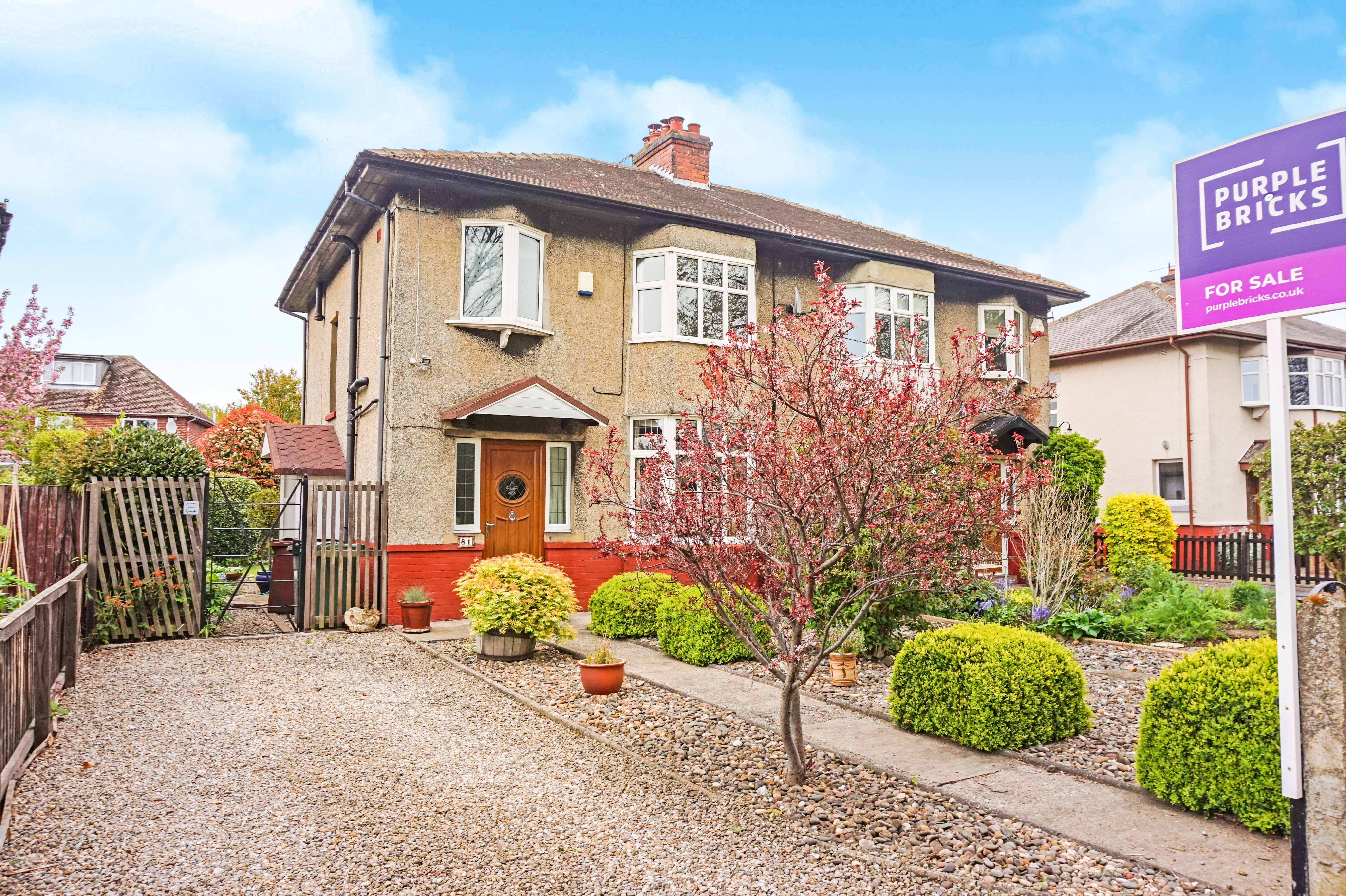 3 bedroom semi-detached house for sale in Weston Lane, Otley, LS21 2DF