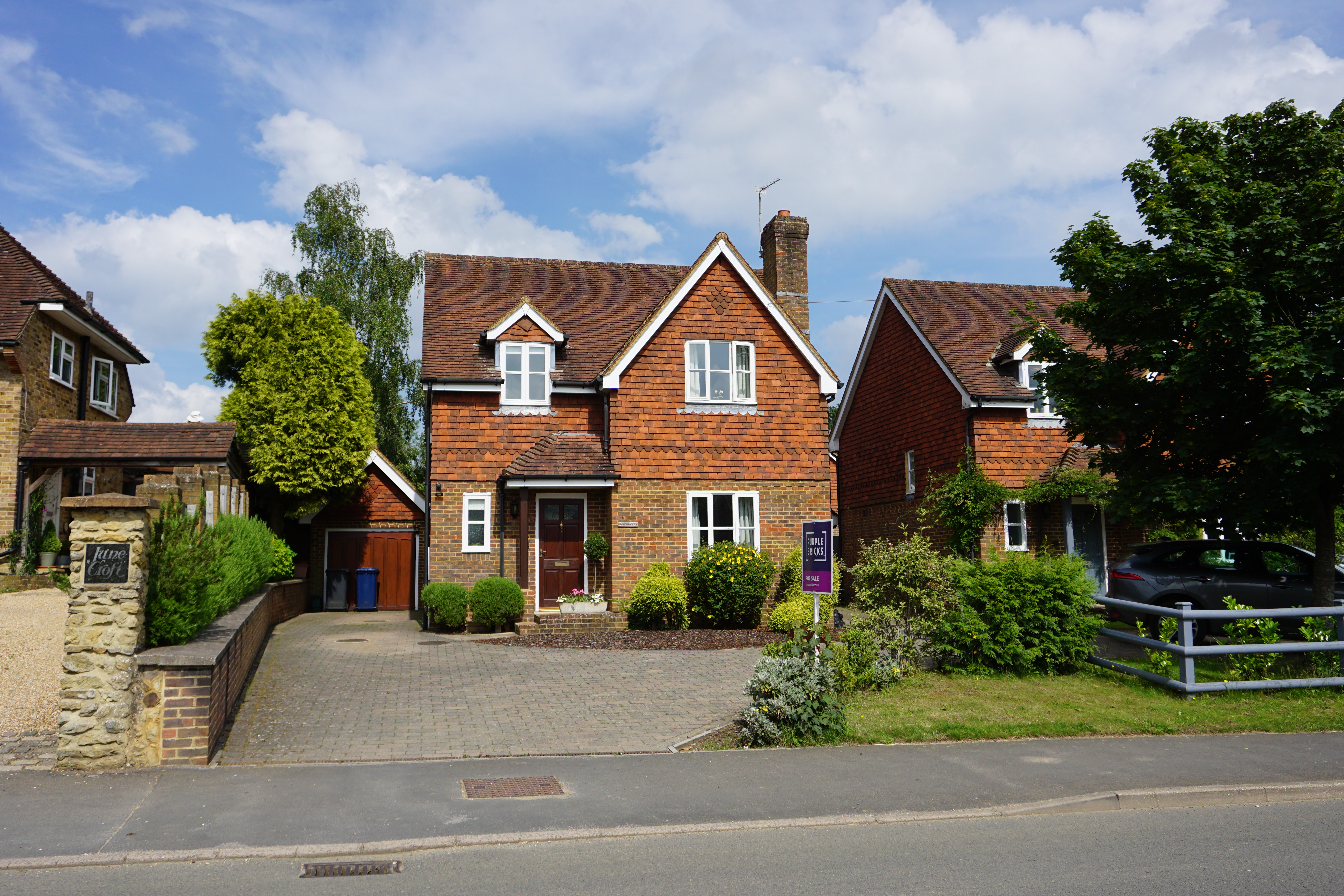 4 bedroom detached house for sale in The Street, Ewhurst, GU6 7QD