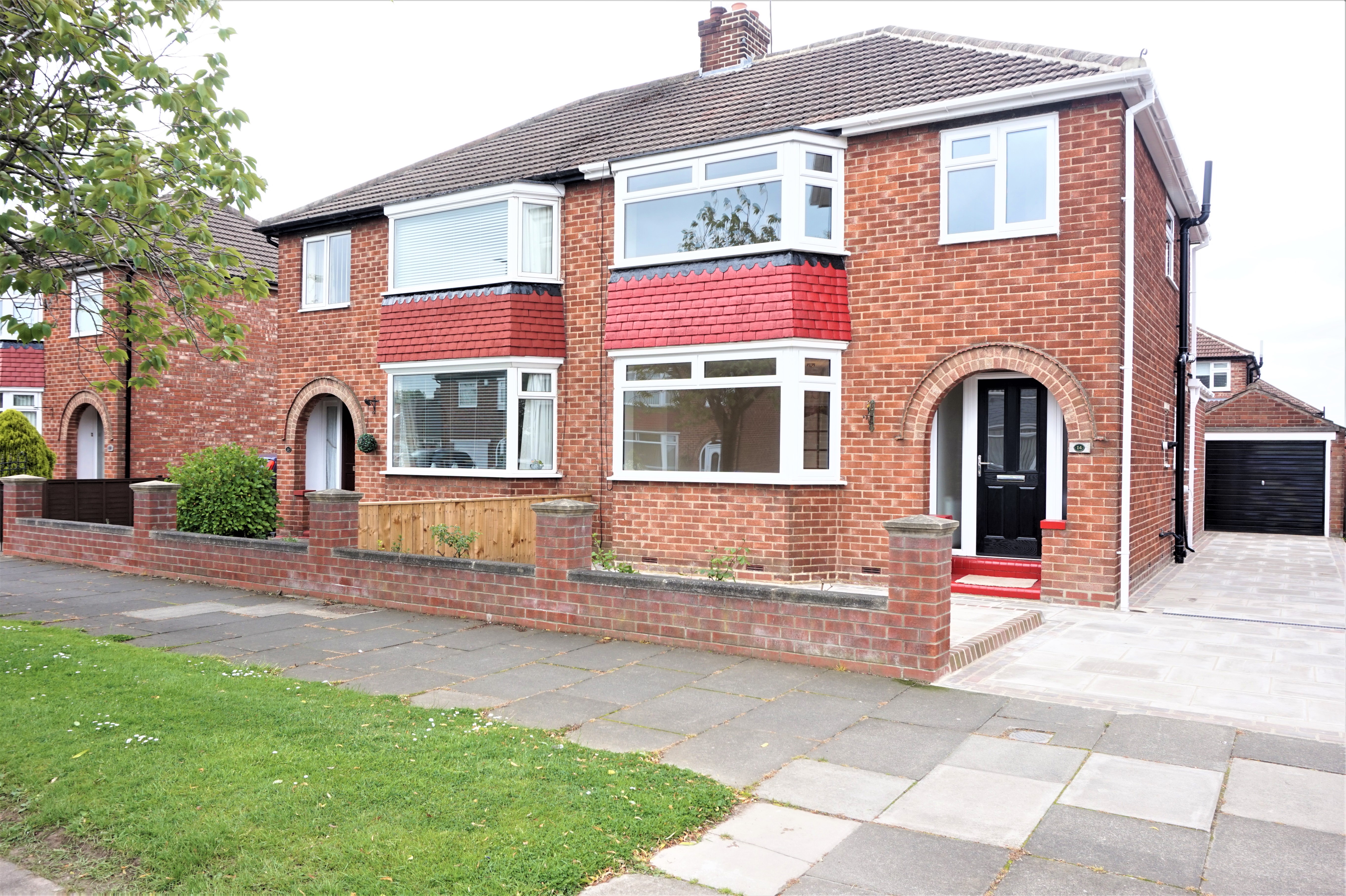 3 bedroom semi-detached house for sale in The Oval, Brookfield ...