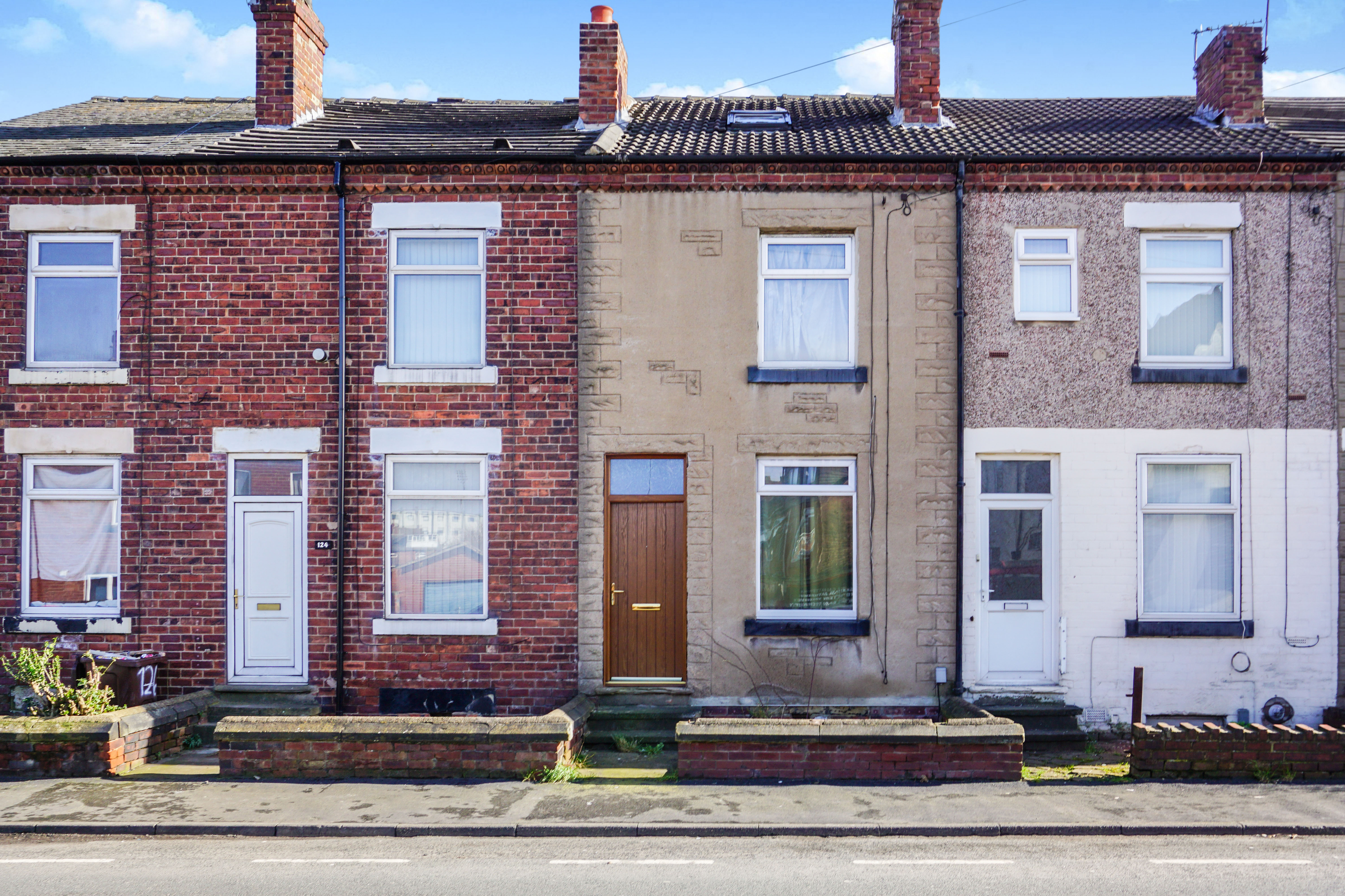2 bedroom terraced house for sale in Agbrigg Road, Wakefield, WF1 5BL