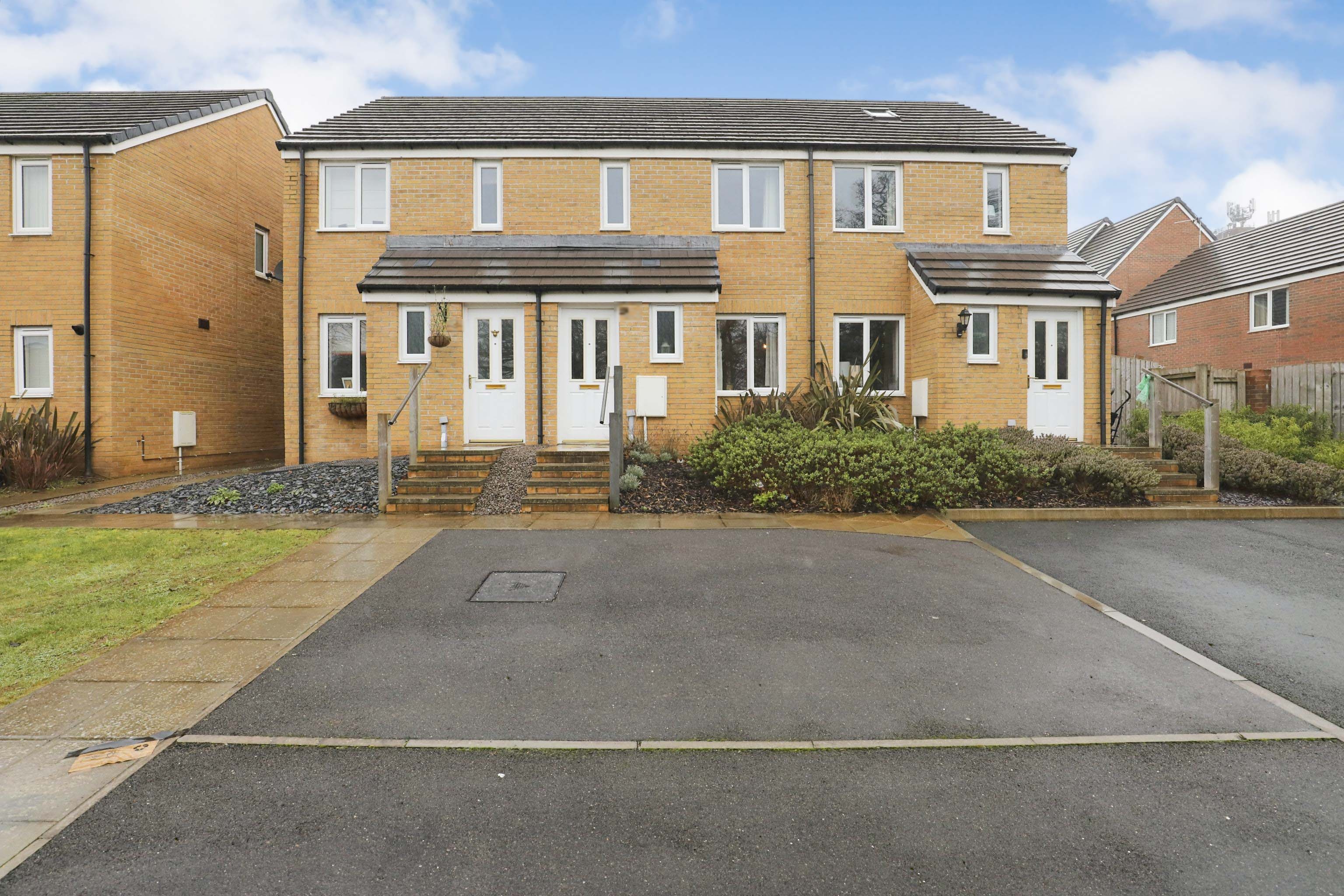 2 bedroom terraced house for sale in Maelfa, Cardiff, CF23 9PN