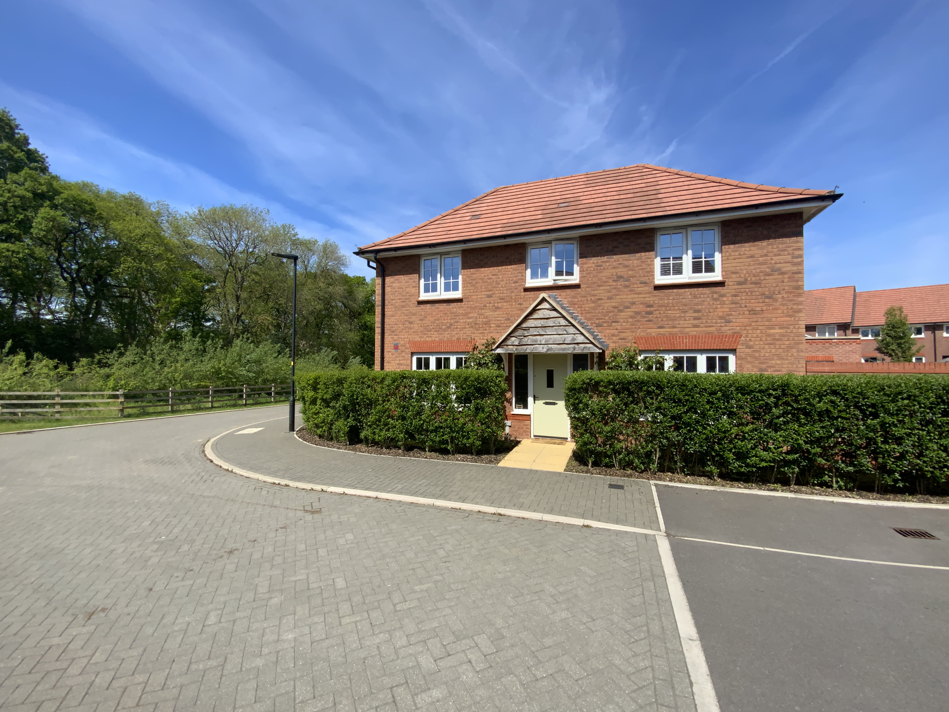 3 bedroom detached house for sale in Pythouse Close, Swindon, SN3 6EQ