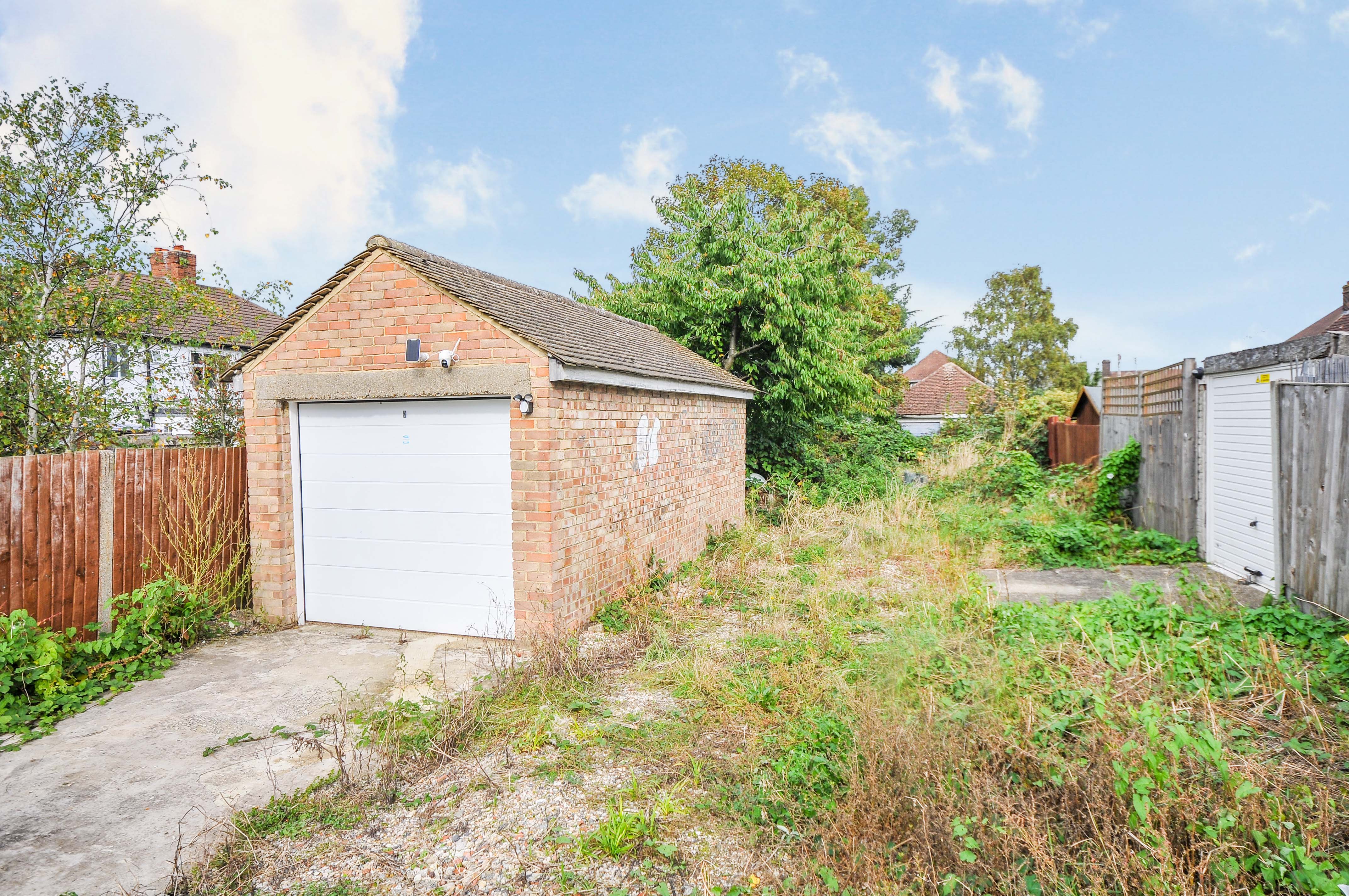 garages for sale in Thaxted Road, Eltham, SE9 3PU
