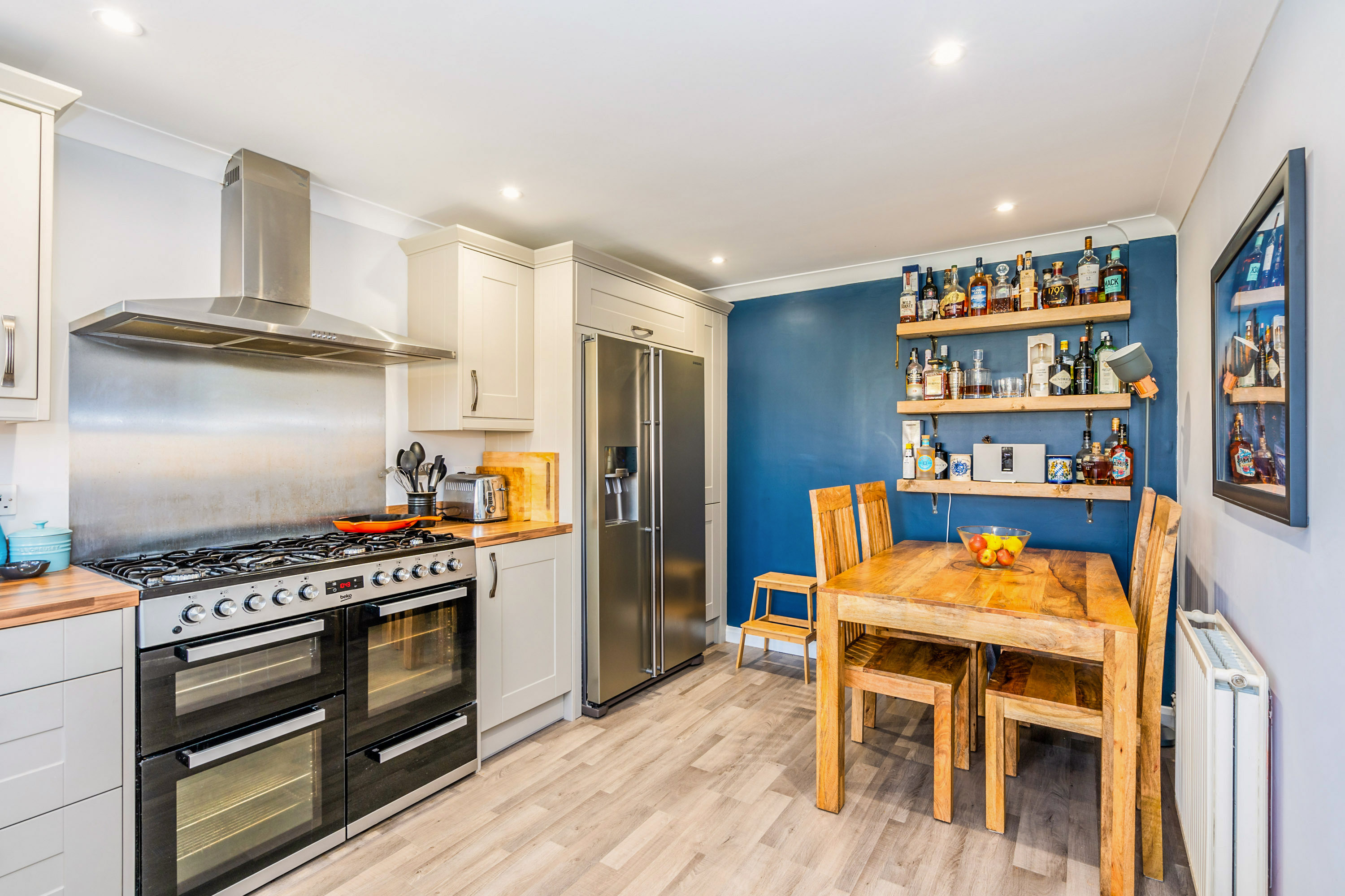 3 bedroom terraced house for sale in Springfield Park, Witney, OX28 6EF