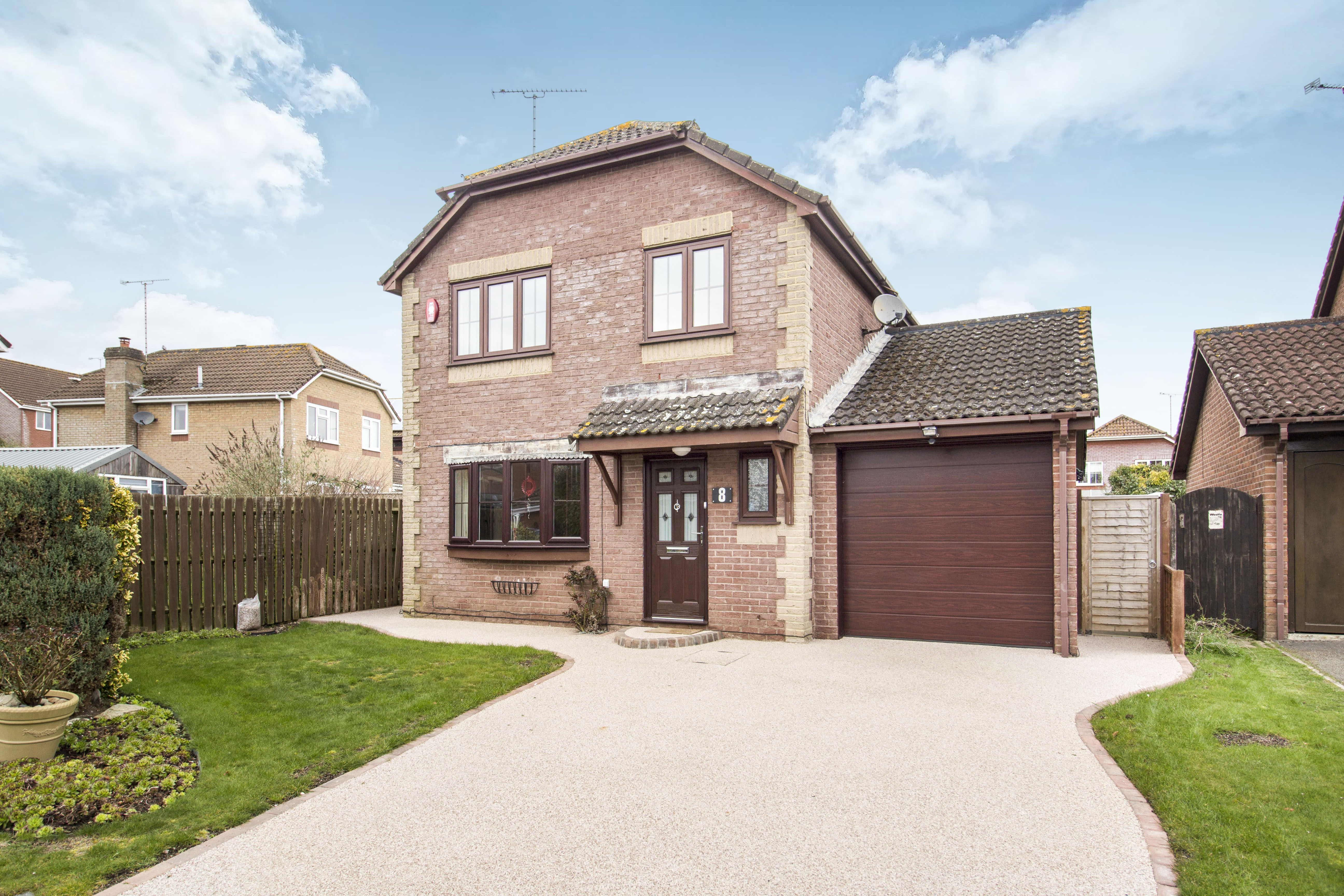 4 bedroom detached house for sale in Cygnet Drive, Durrington, SP4 8LQ