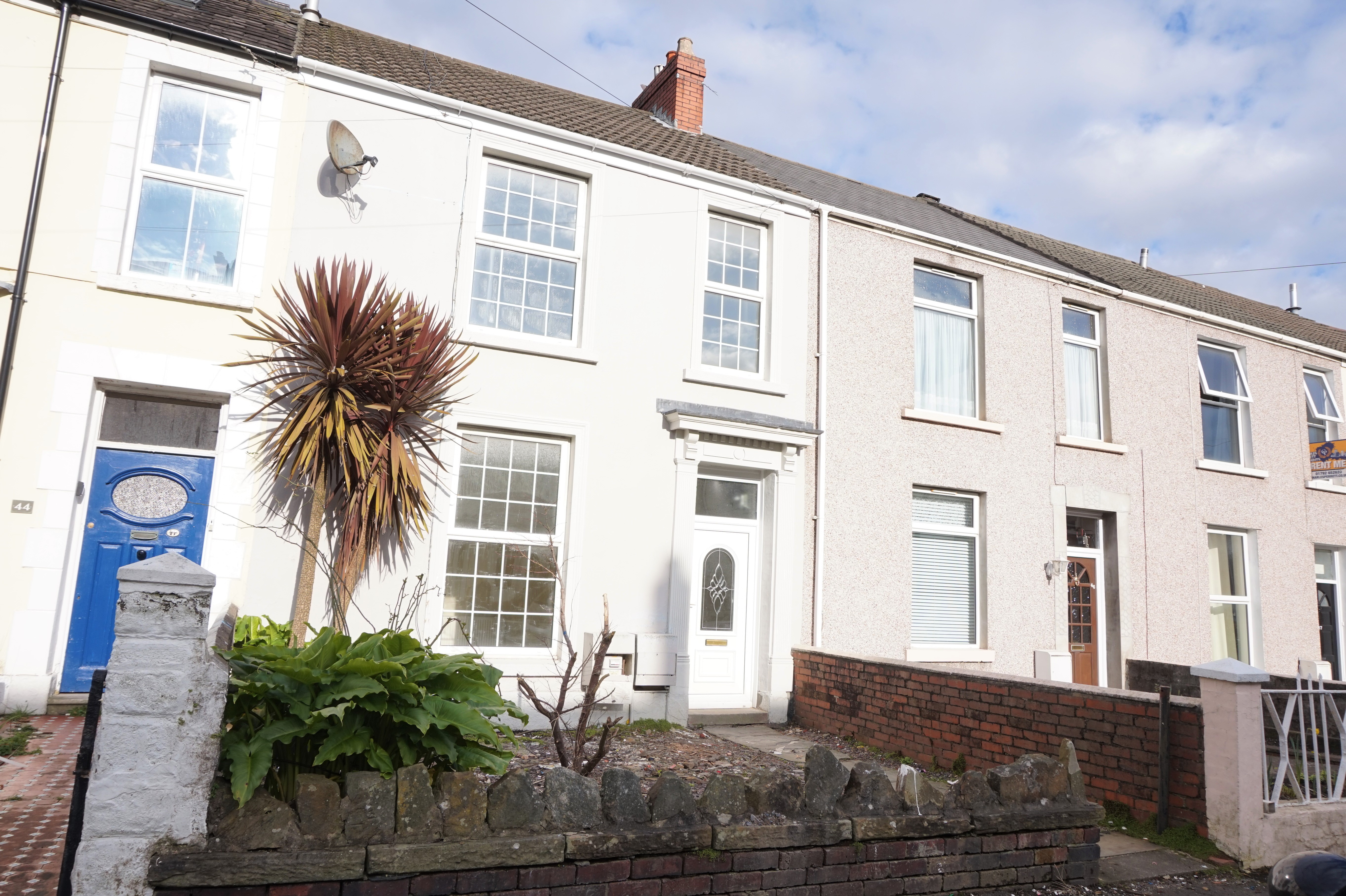 3 bedroom terraced house for sale in Brunswick Street, Swansea, SA1 4JP