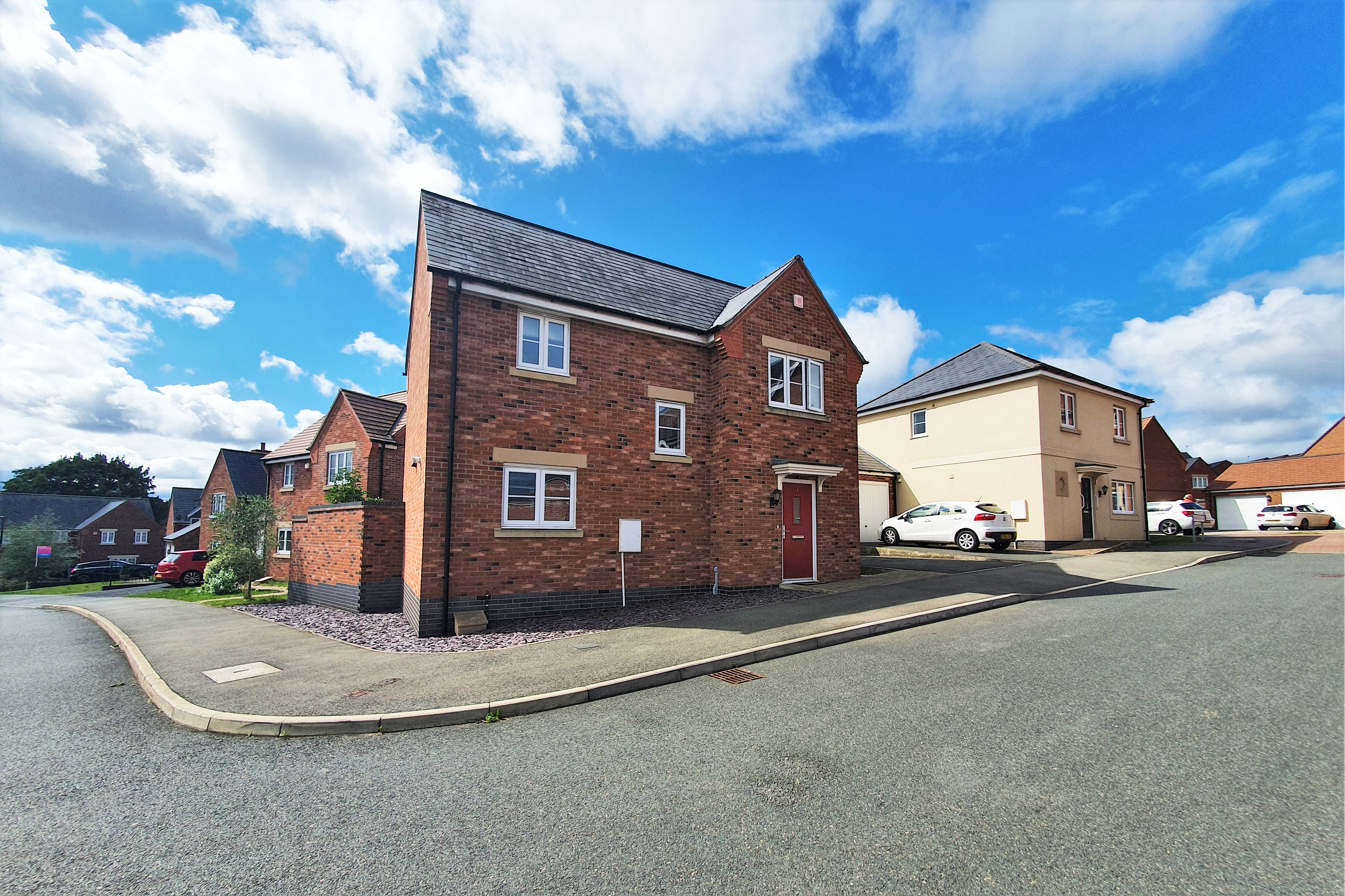 3 bedroom detached house for sale in Chamberlains Field, Birstall ...