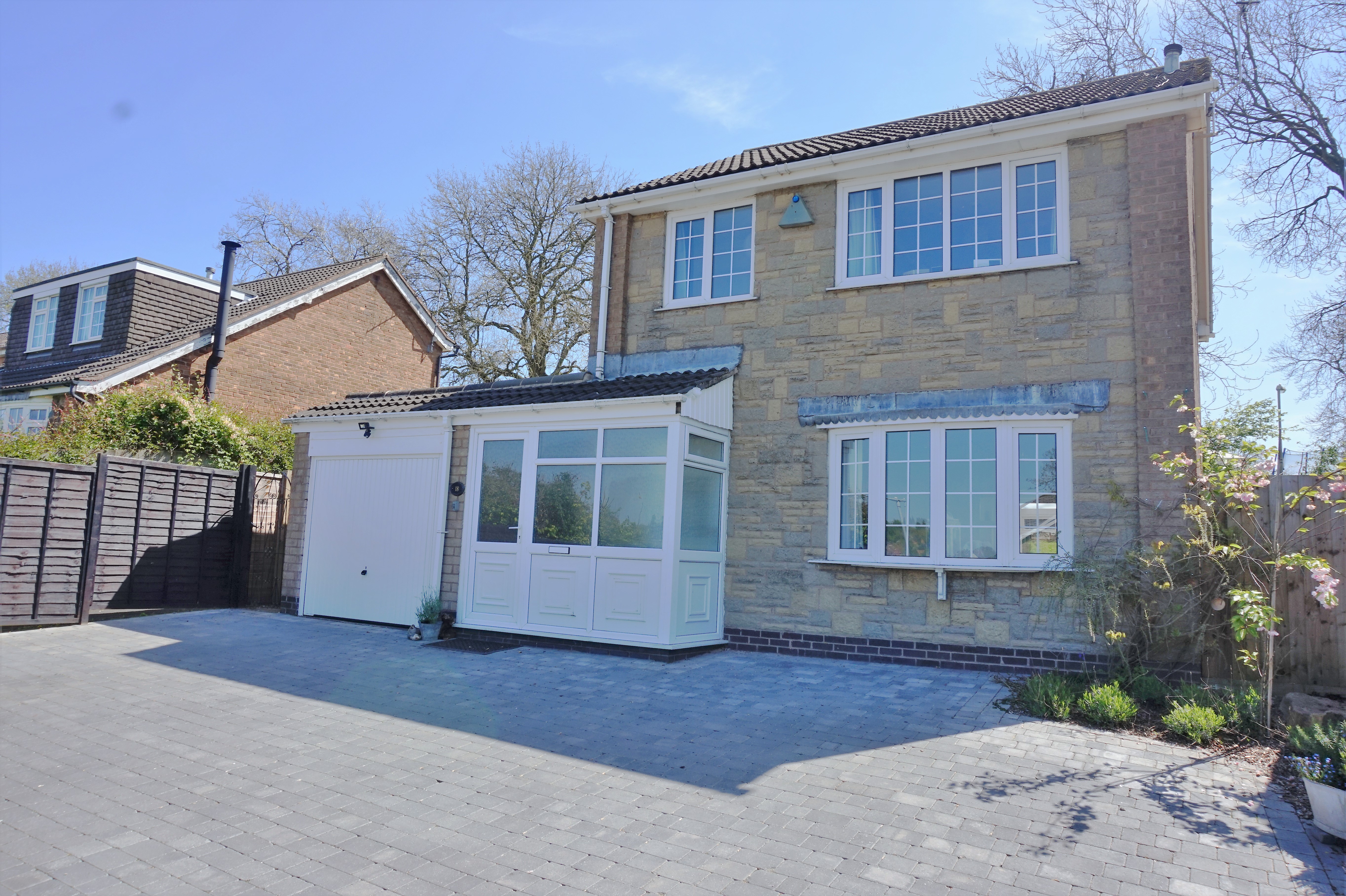 3 bedroom detached house for sale in The Hawthorns, Markfield, LE67 9SS