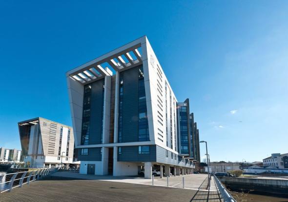 2 bedroom apartment for sale in The Decks, Runcorn, WA7 1GG