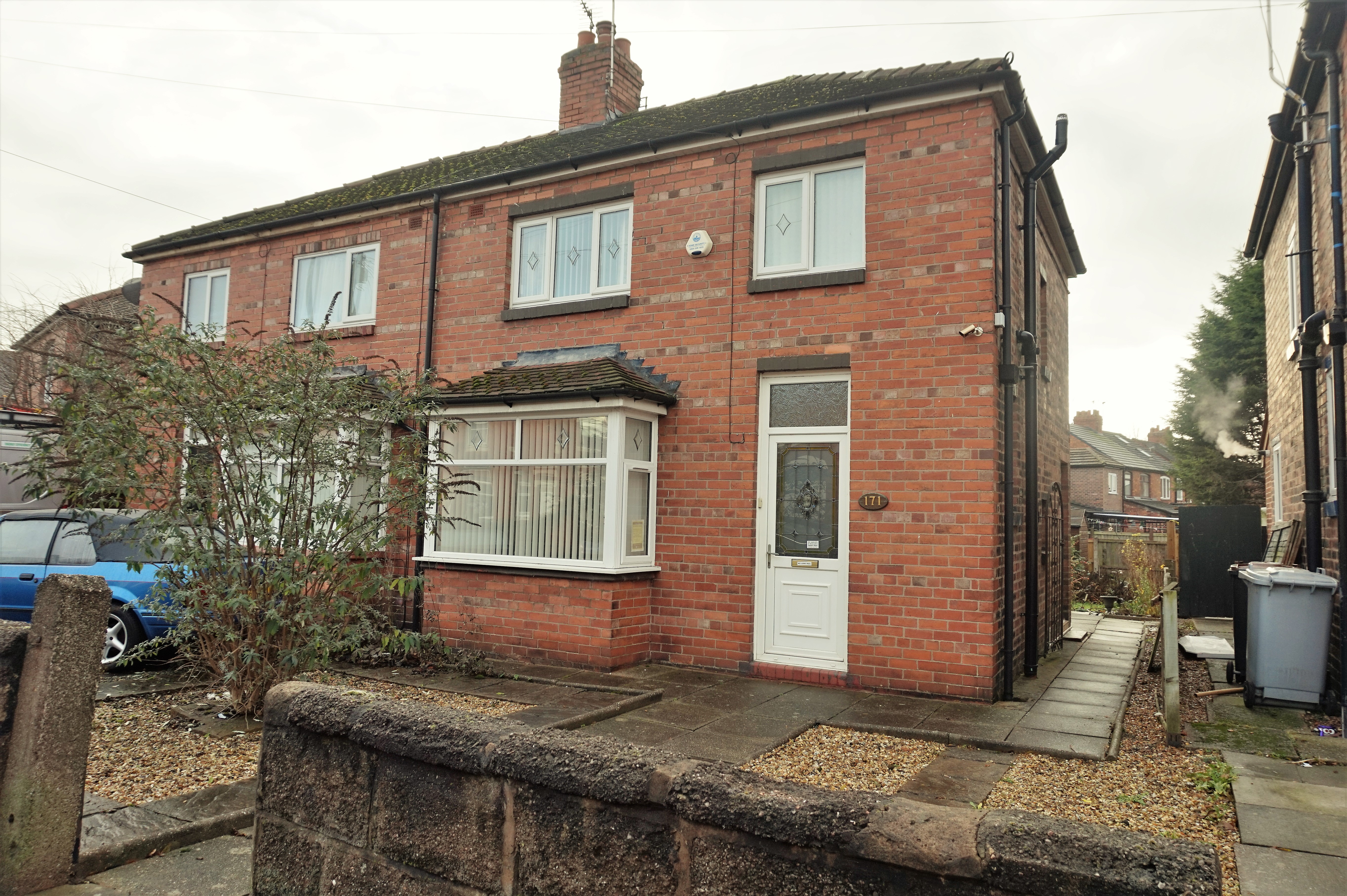 3 bedroom semi-detached house for sale in henry street, crewe, CW1 4BG