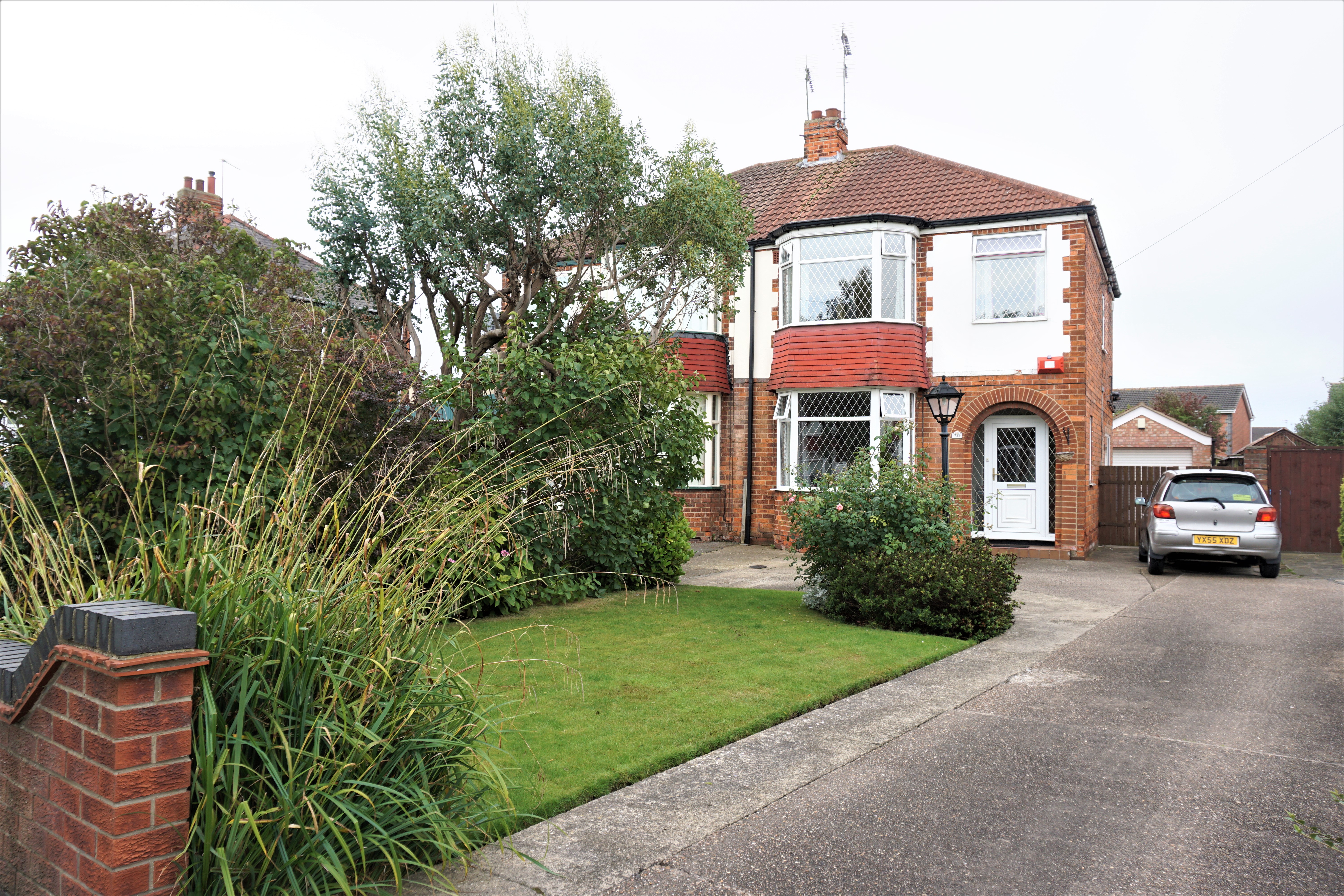 3 bedroom semi-detached house for sale in Marfleet Lane, Hull, HU9 4TJ