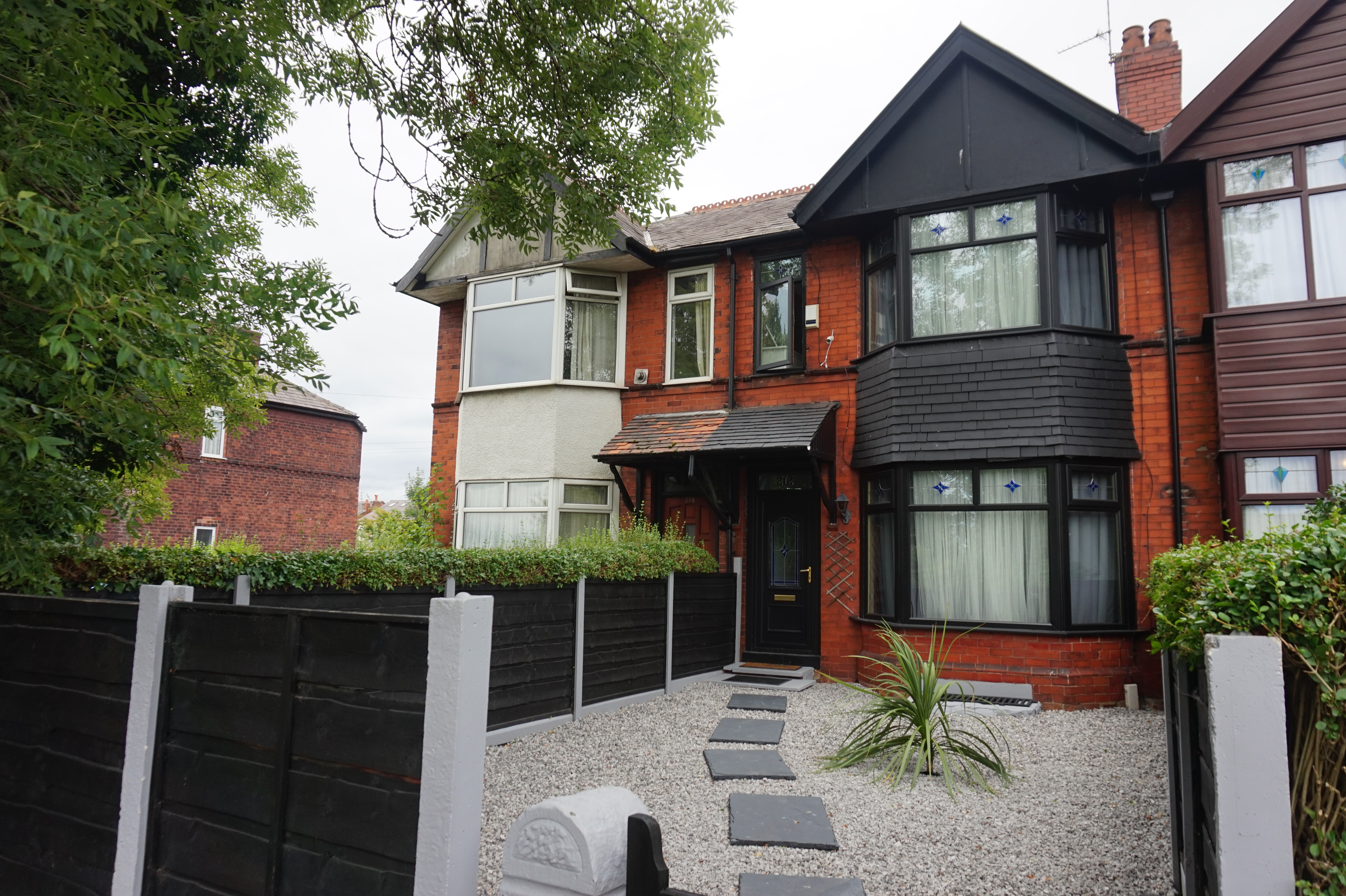 3 bedroom terraced house for sale in Edgeley Road, Edgeley, SK3 0TS