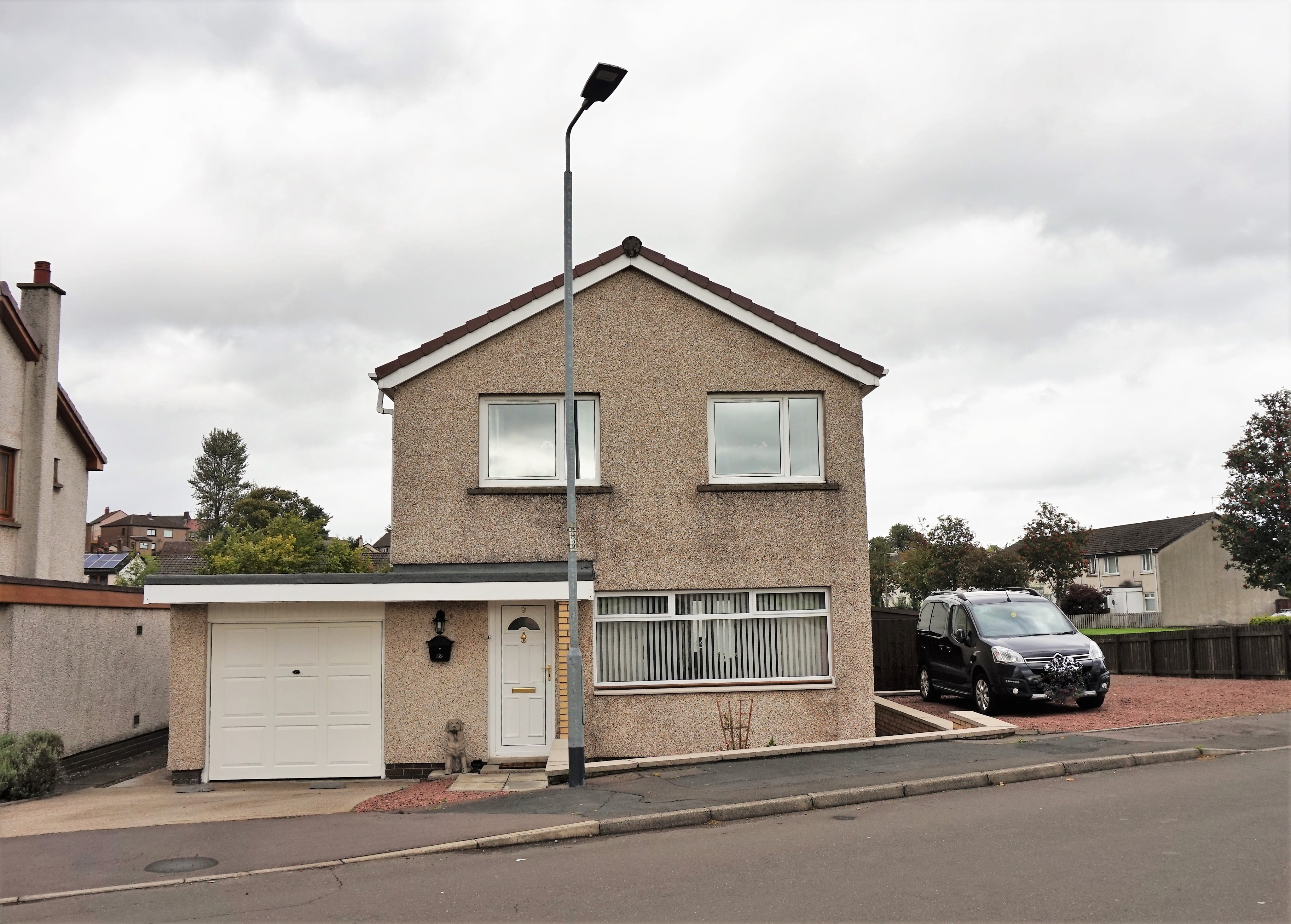 3 bedroom detached house for sale in Hazel Road, Banknock, FK4 1LH