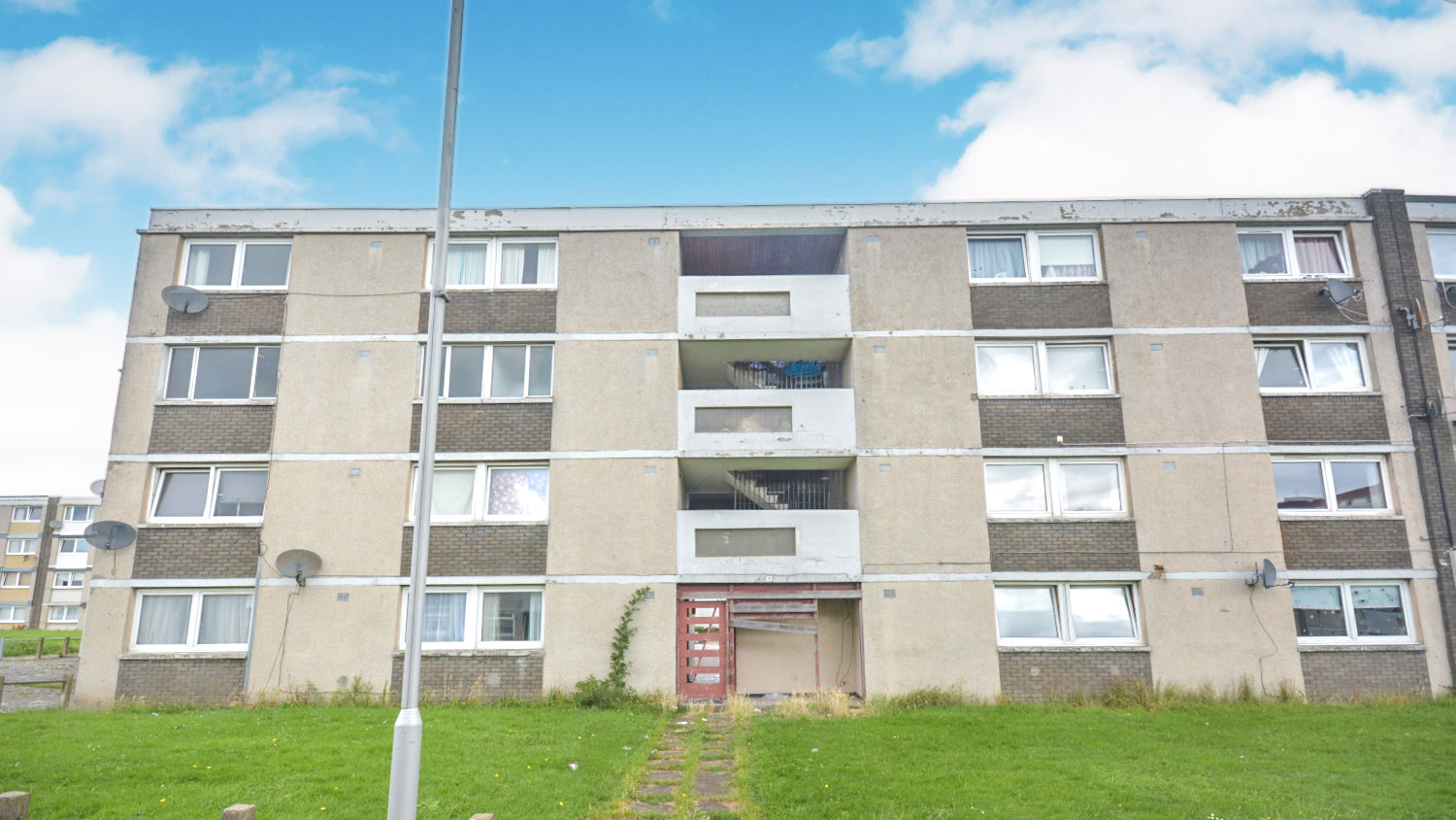 3 bedroom flat for sale in 5 Calder View, Edinburgh, EH11 4HX
