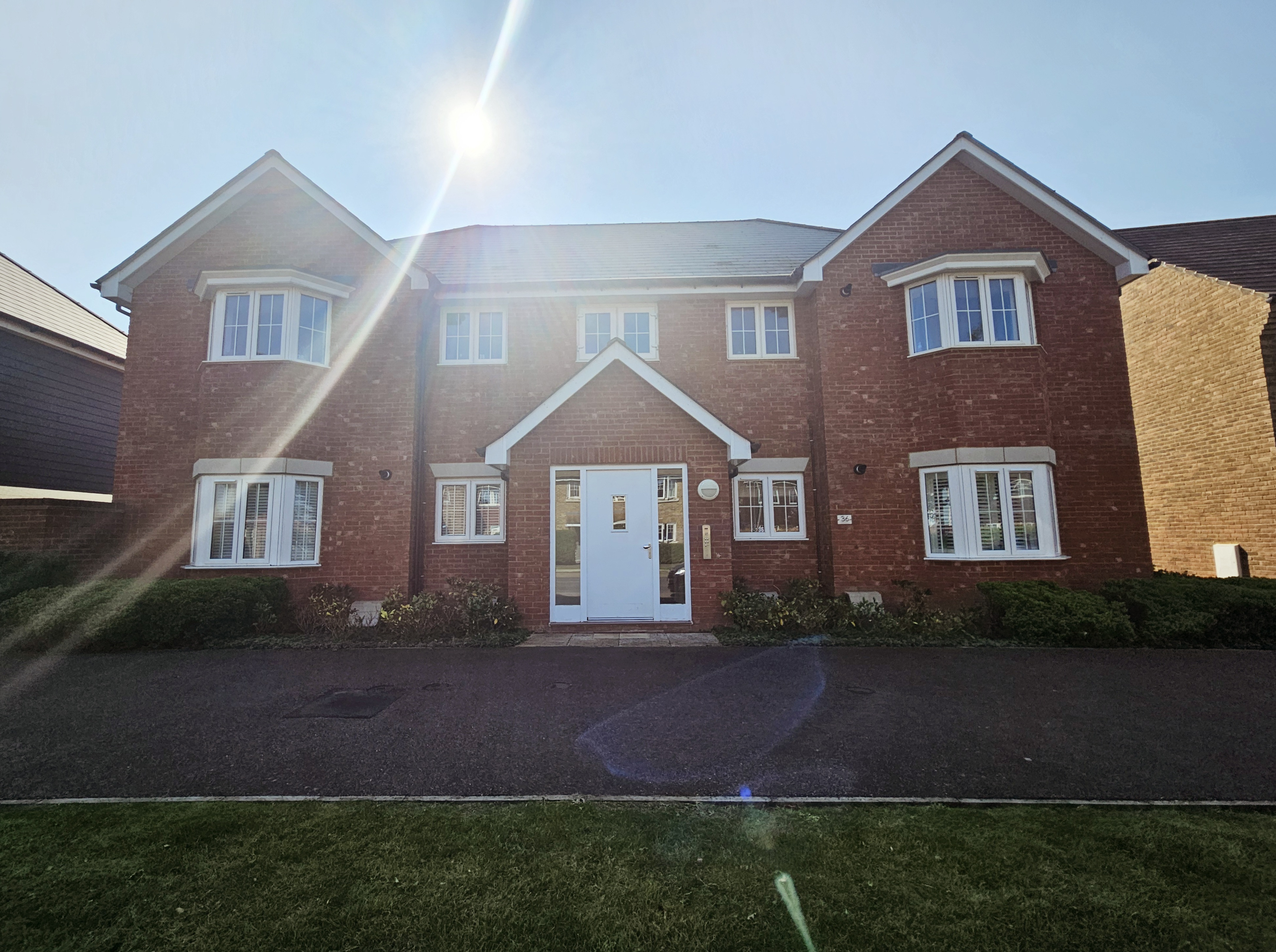 1 bedroom apartment for sale in Brambling Avenue, Ashford, TN25 7FB