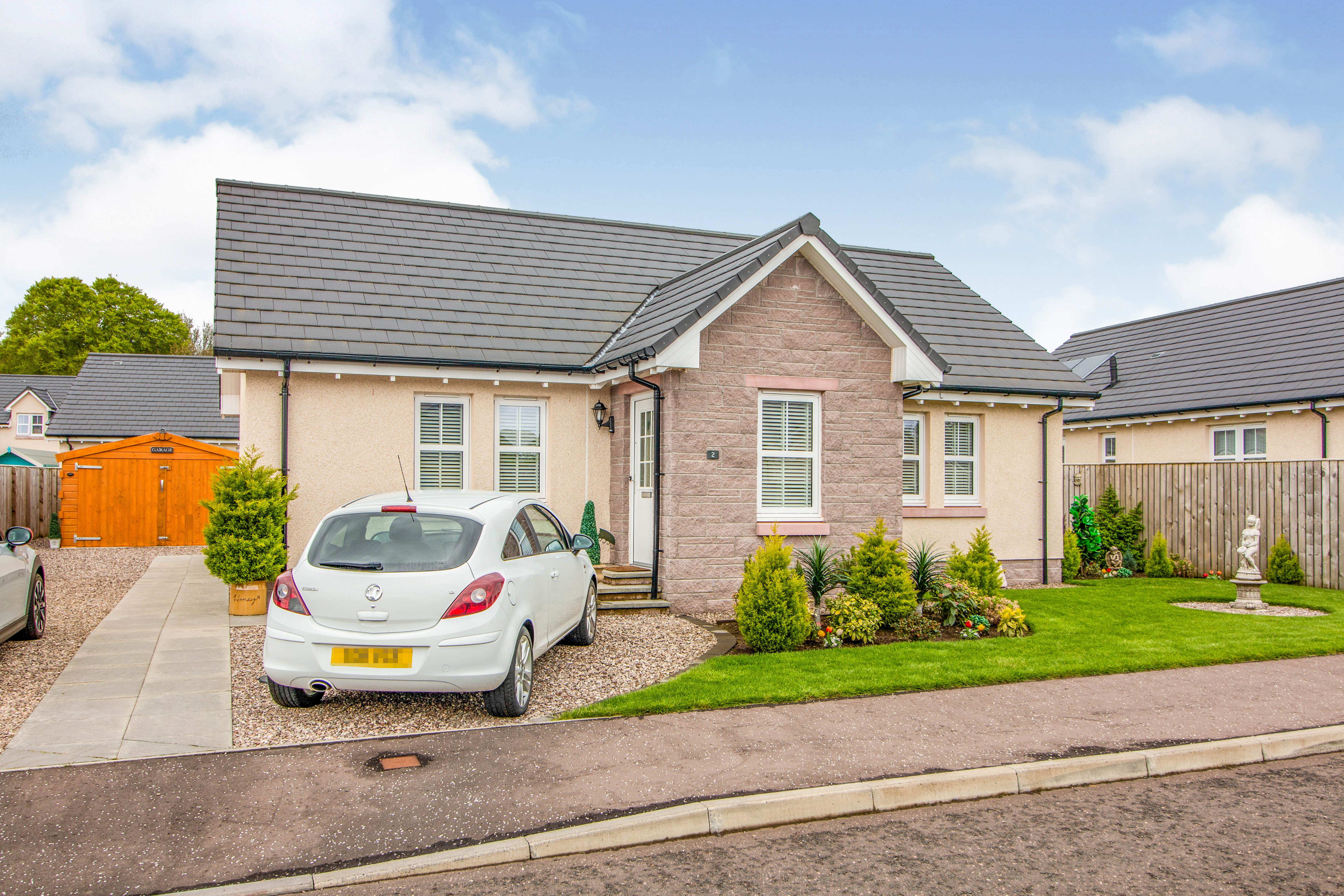 2 bedroom bungalow for sale in Cedar Way, Friockheim, DD11 4WG