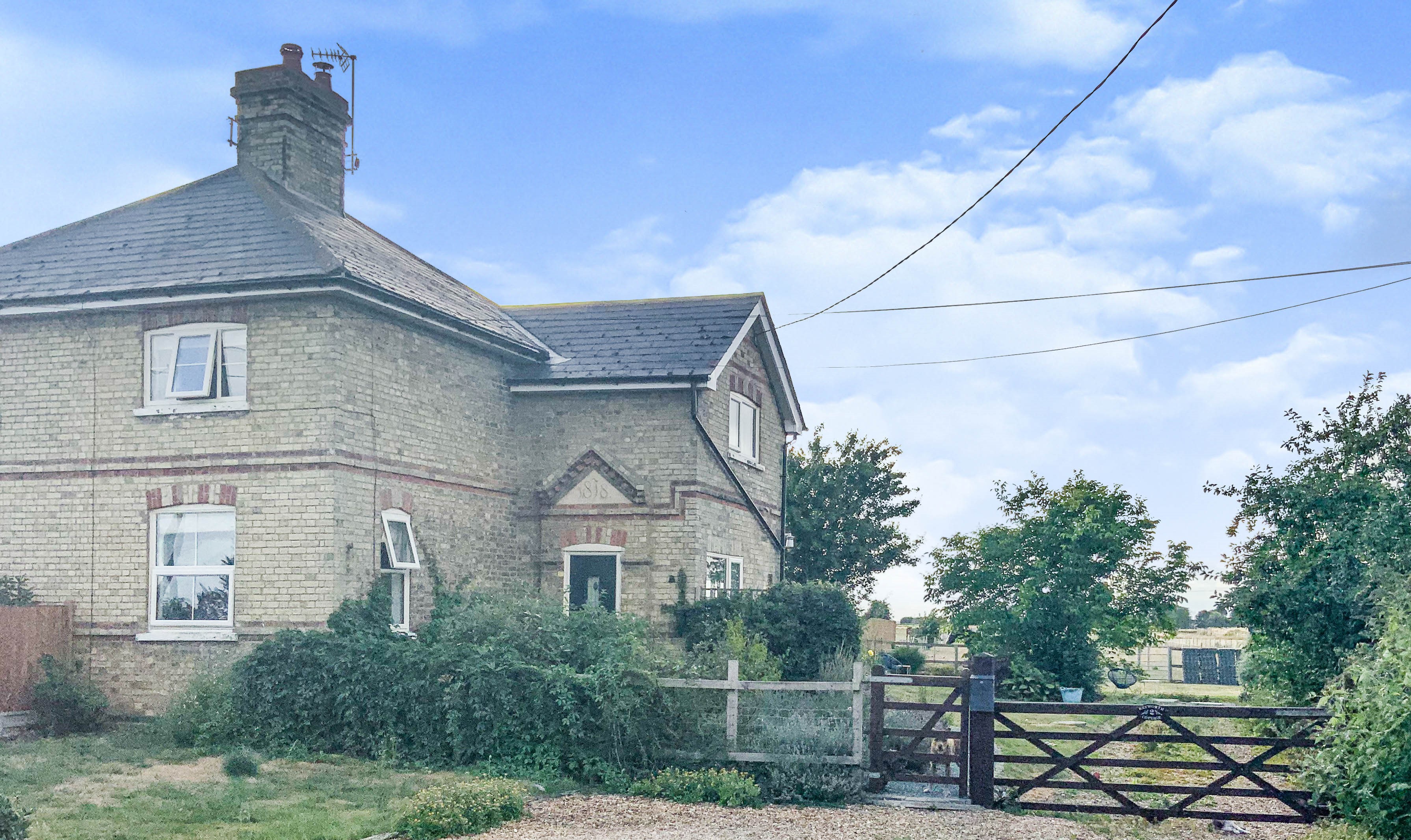 3 bedroom semi-detached house for sale in Chase Road, Benwick, PE15 0XS