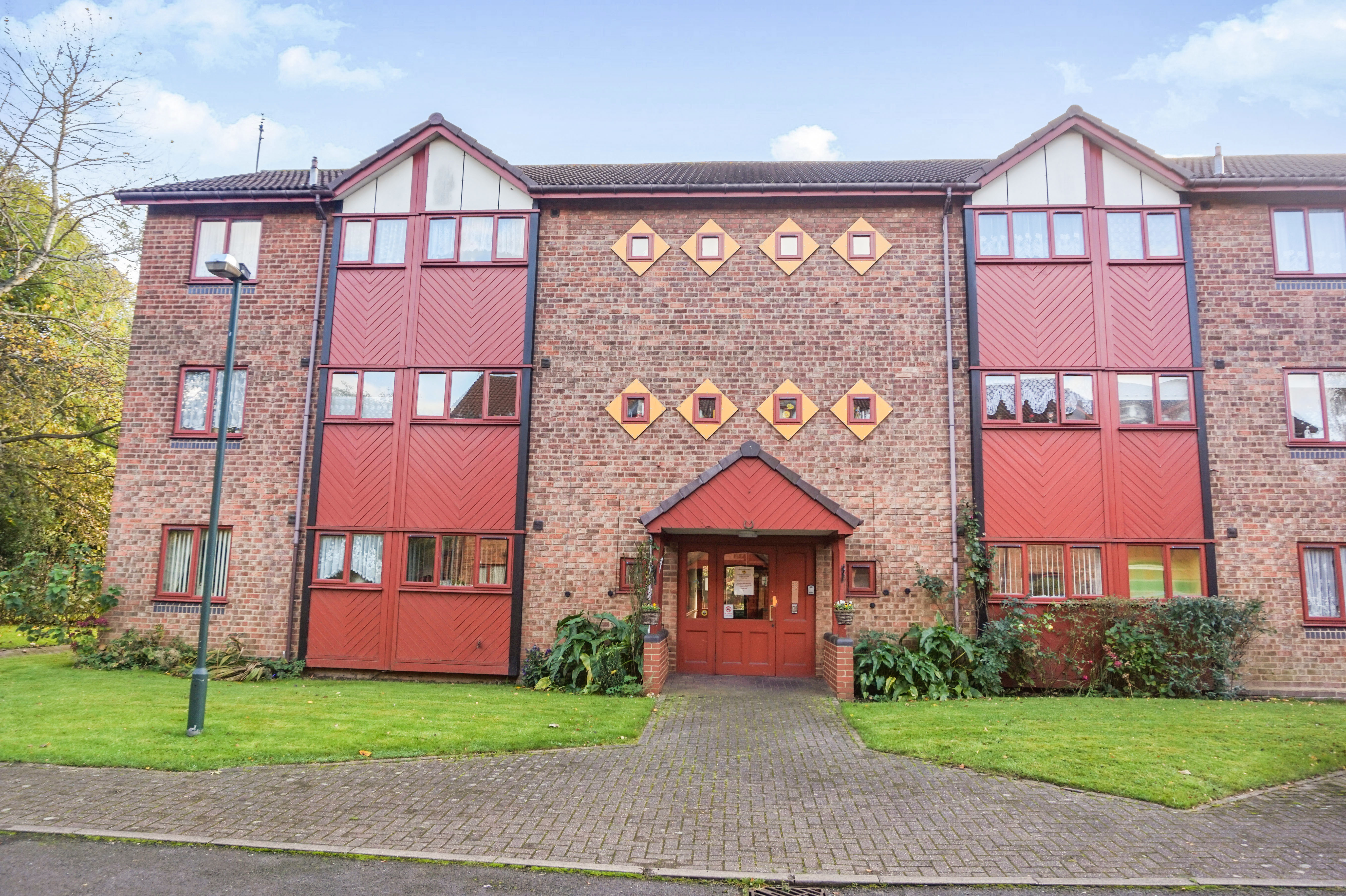 3 bedroom retirement property for sale in Crofton Gardens, Castle ...