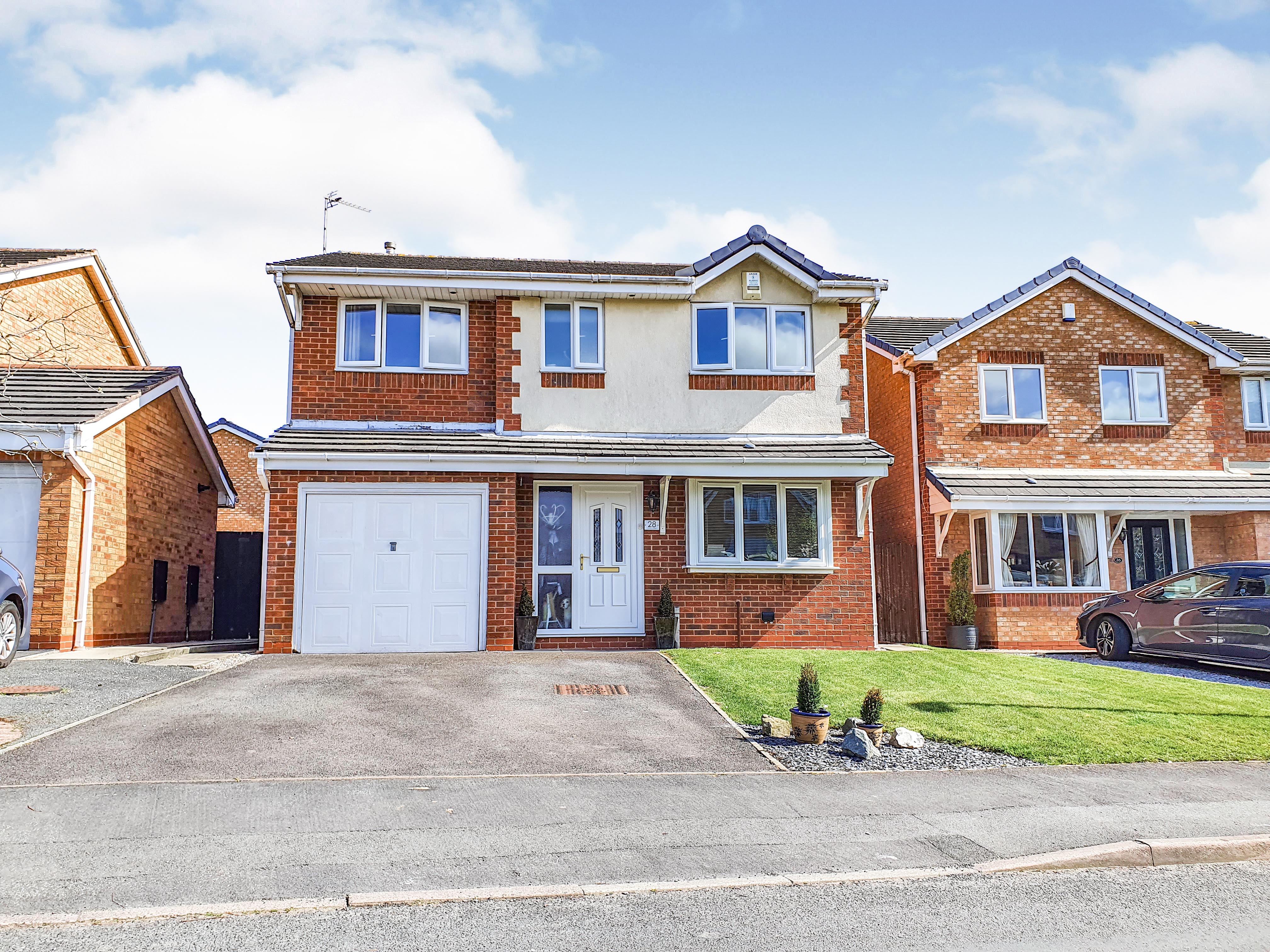 4 bedroom detached house for sale in Cottam Green, Cottam, Preston, PR4 0AB