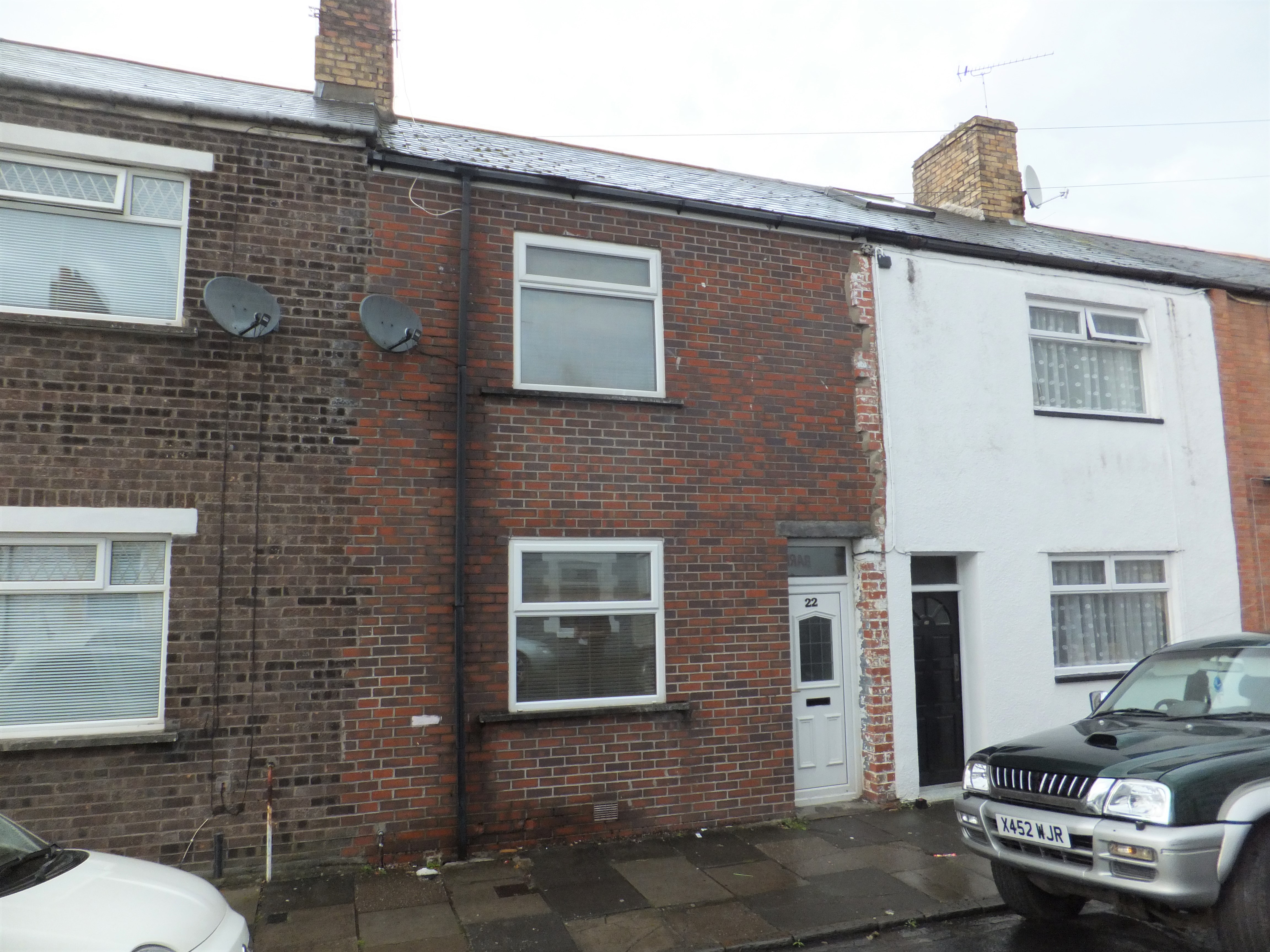 3 bedroom terraced house for sale in Daniel Street, Barry, CF63 1QX