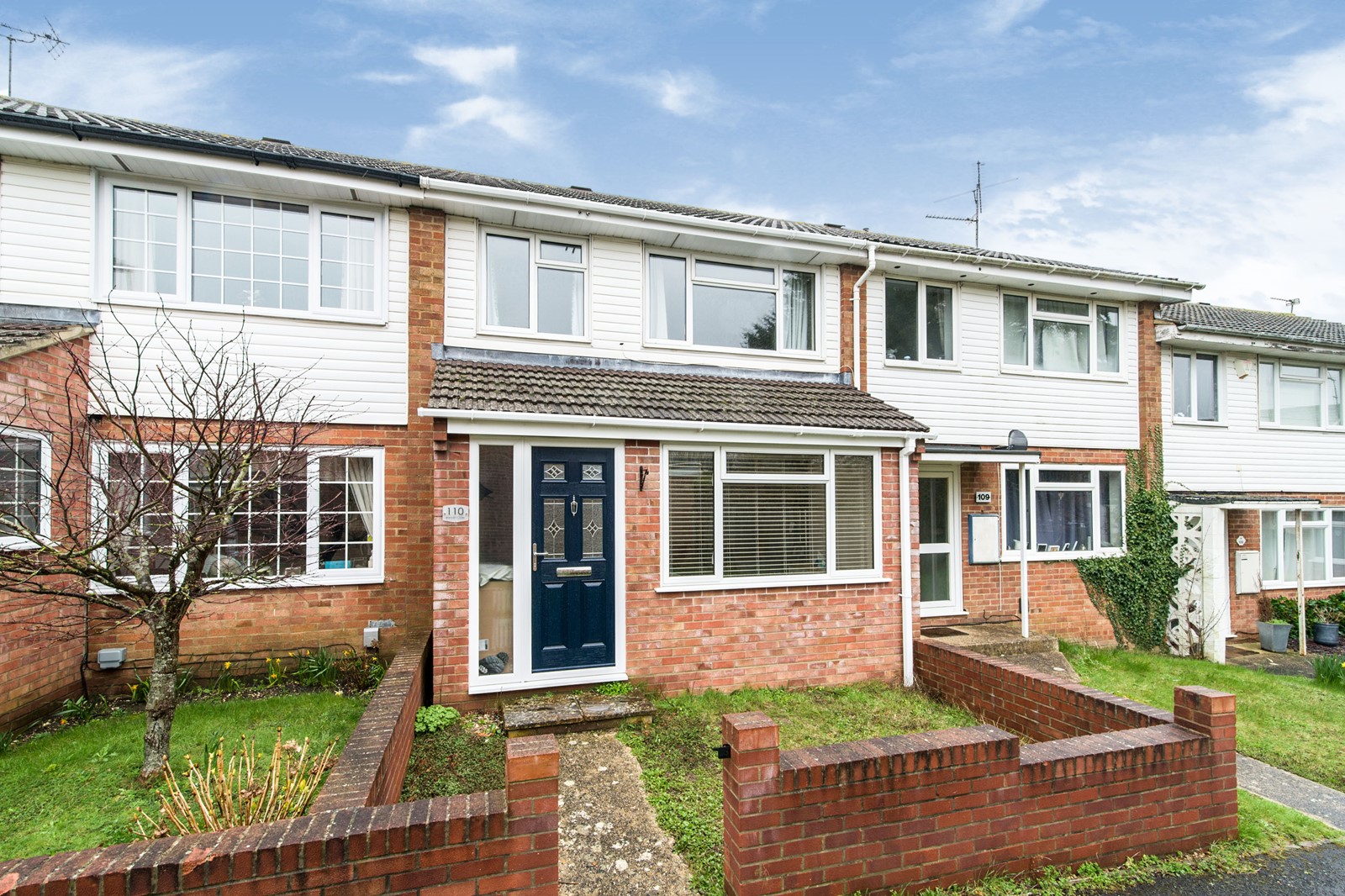 3 bedroom terraced house for sale in Borodin Close, Basingstoke, RG22 4EW