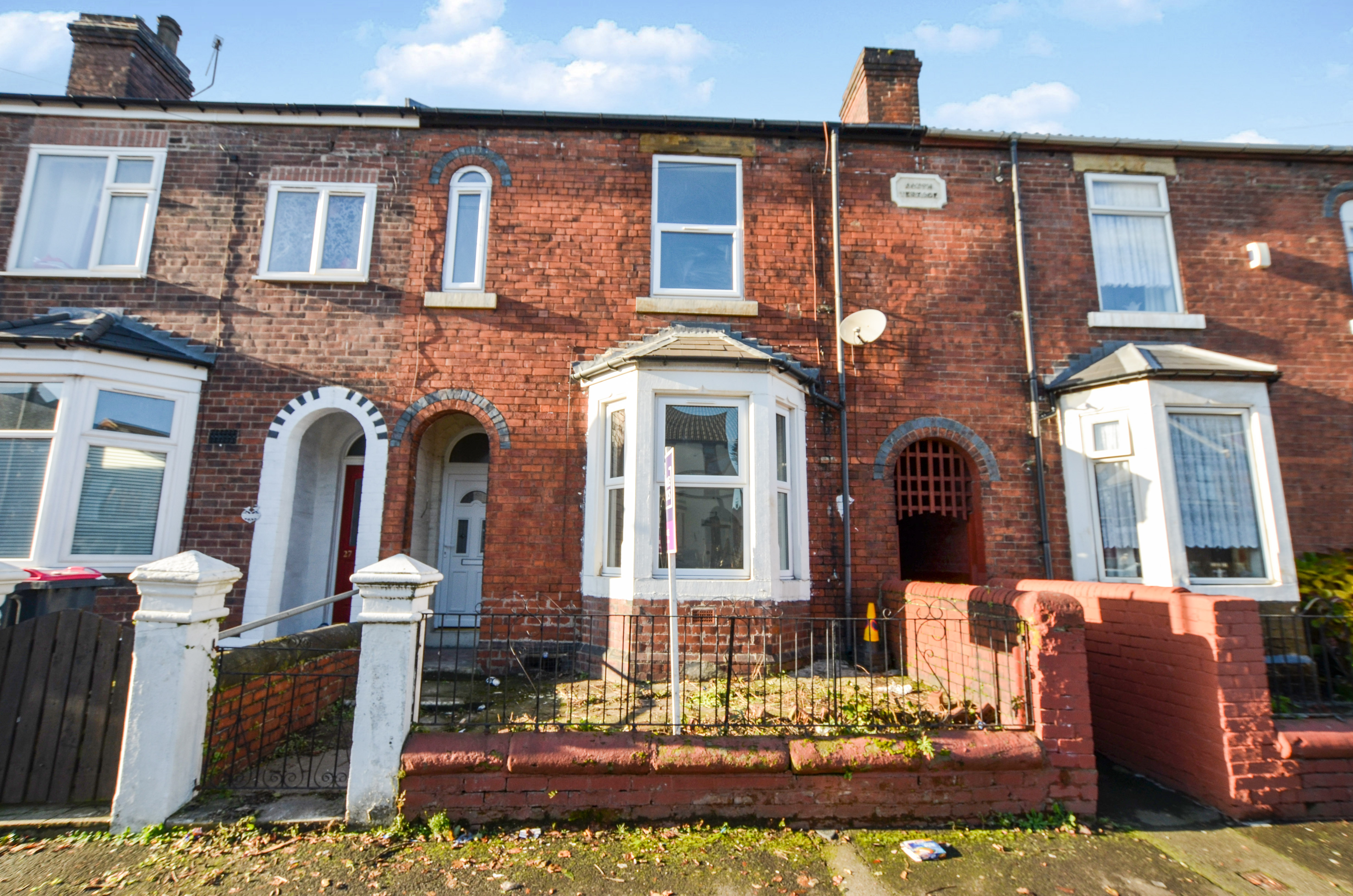 4 bedroom terraced house for sale in james street, rotherham, S60 1JU