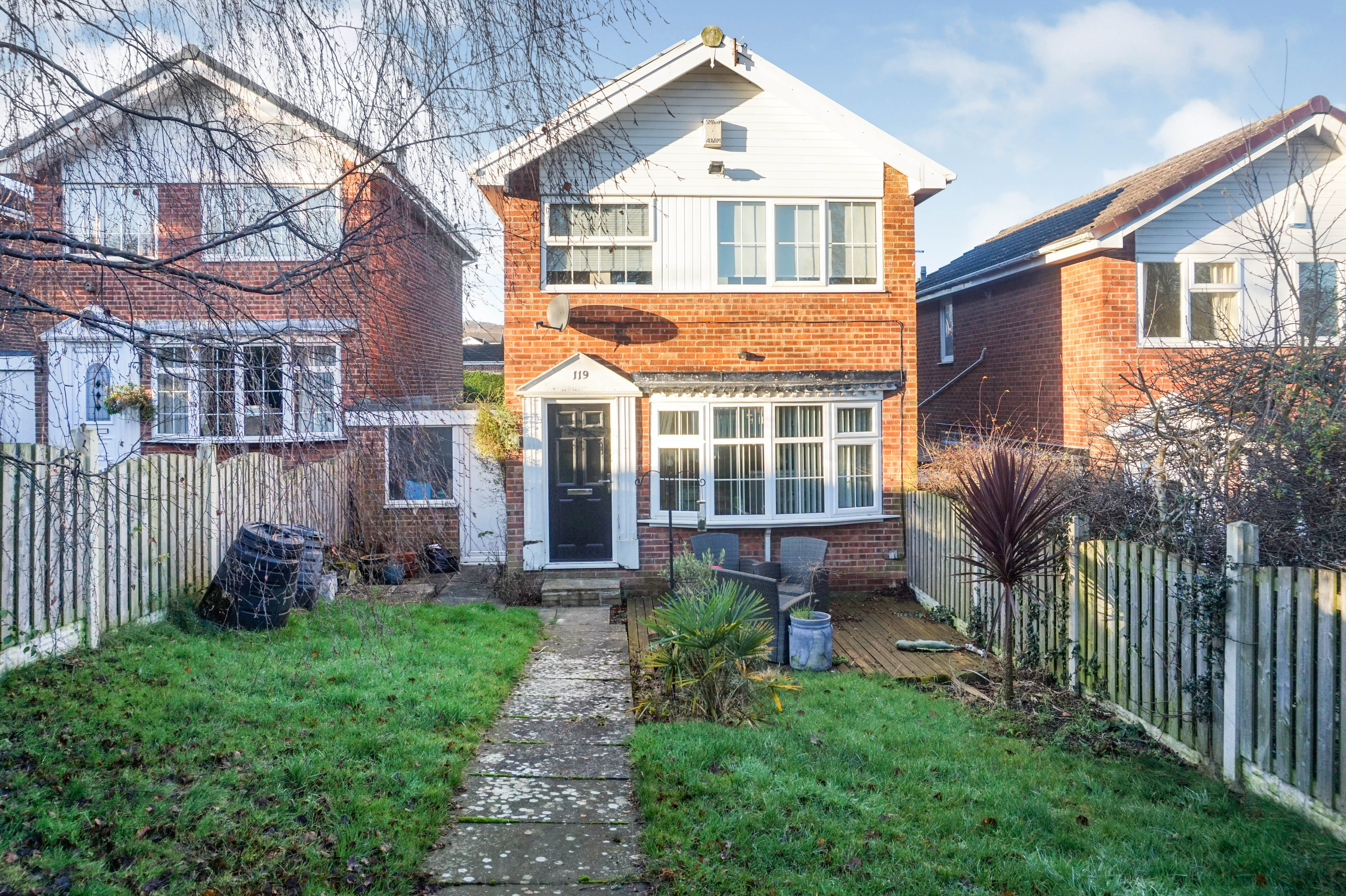 3 bedroom detached house for sale in Stanley Road, Sheffield, S35 2XS