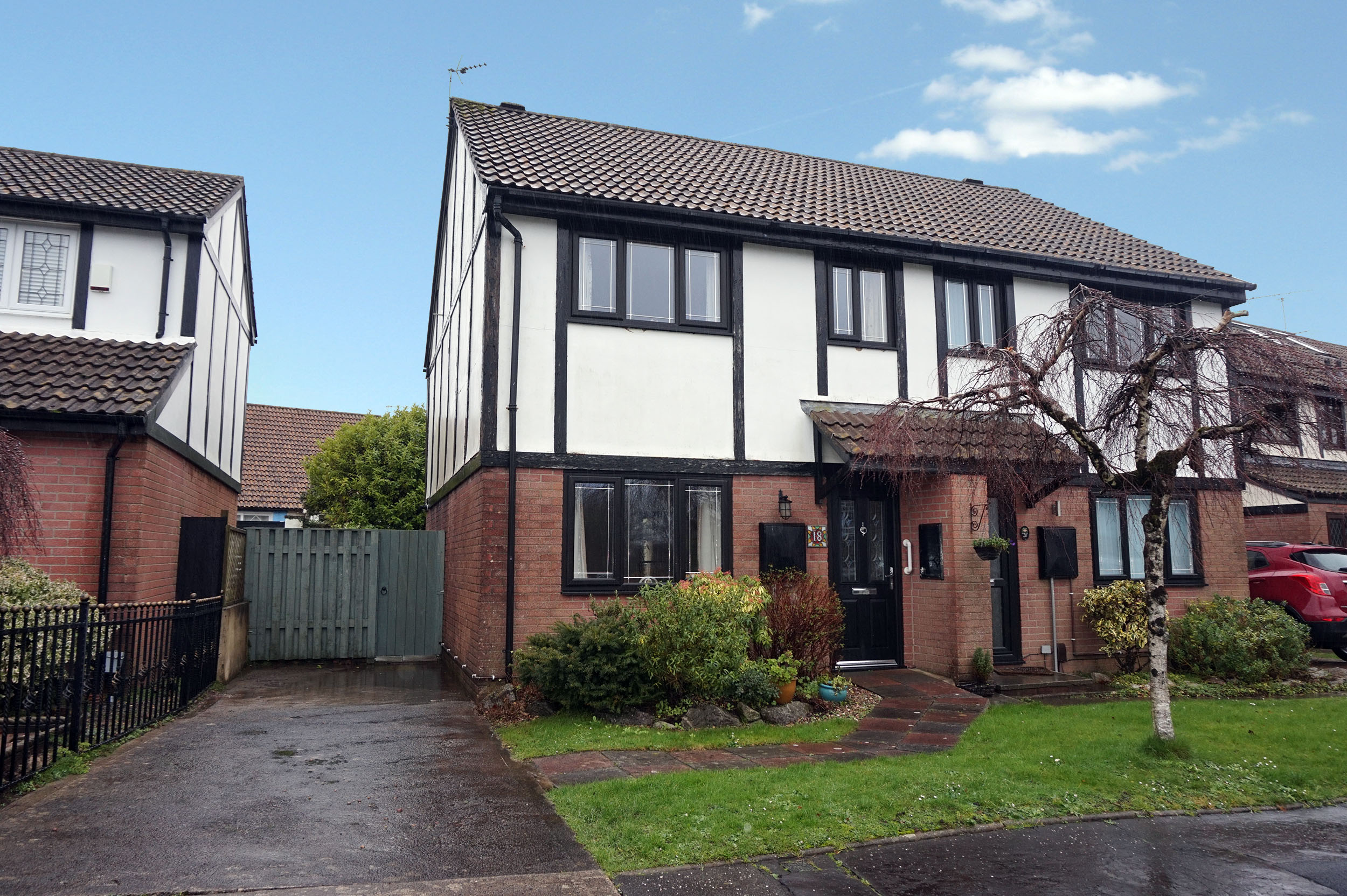 3 bedroom semi-detached house for sale in Highmead Avenue, Newton, SA3 4TY