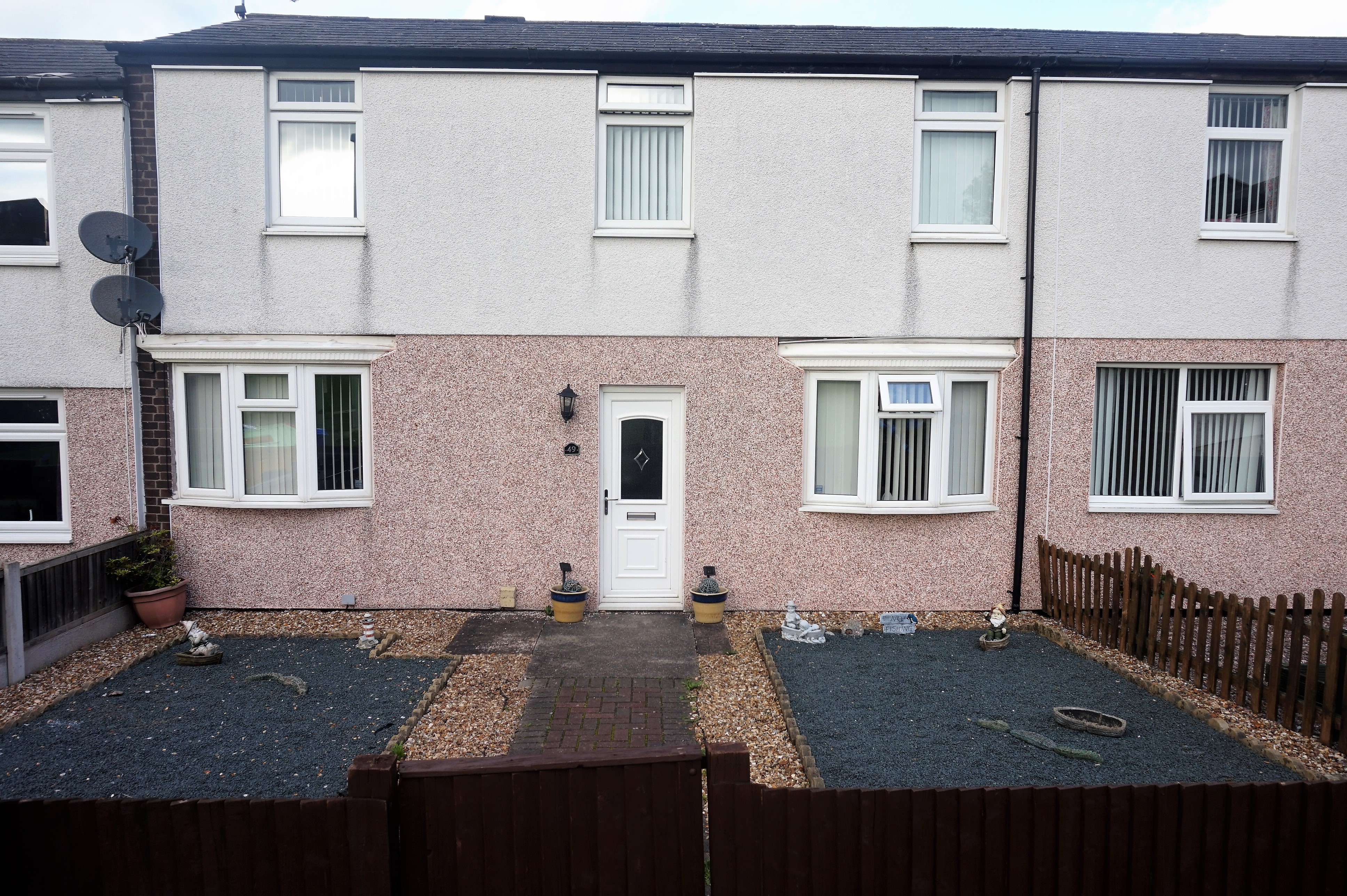 3 bedroom town house for sale in Halton Brook Avenue, Runcorn, WA7 2DQ
