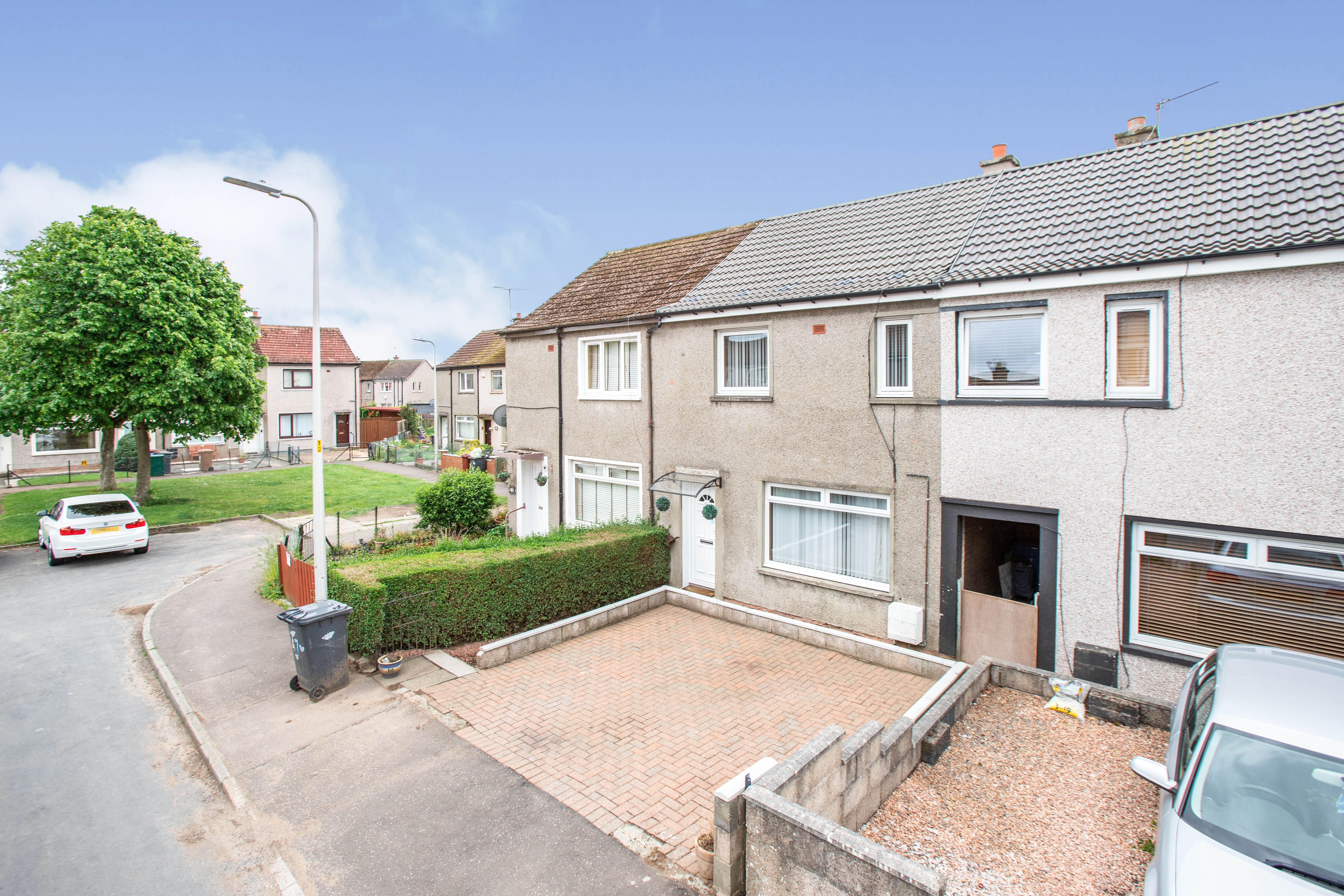 2 bedroom terraced house for sale in Findowrie Place, Dundee, DD4 9NR