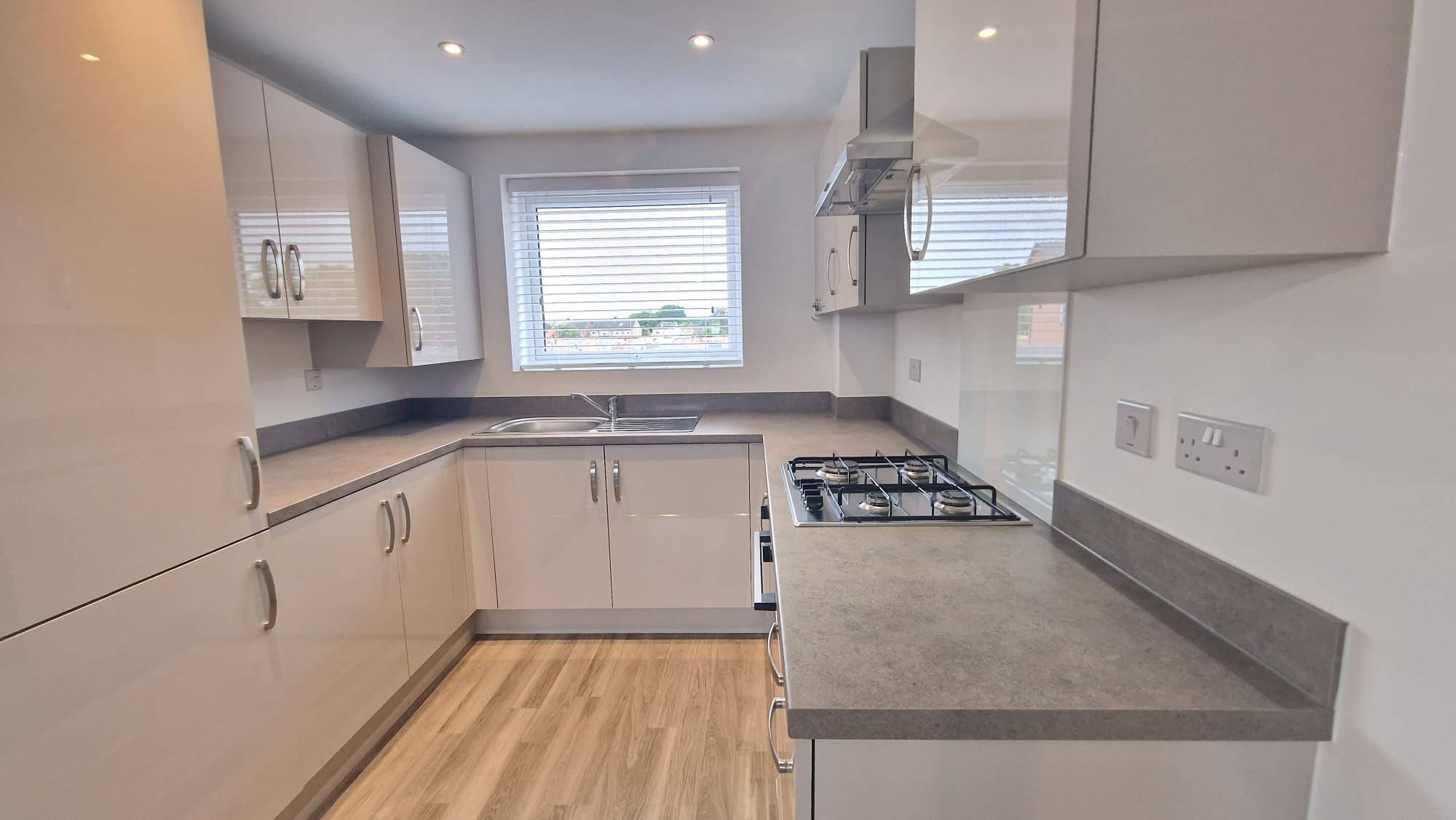 2 bedroom apartment to rent in Light Hall Lane, Solihull, B90 4FS